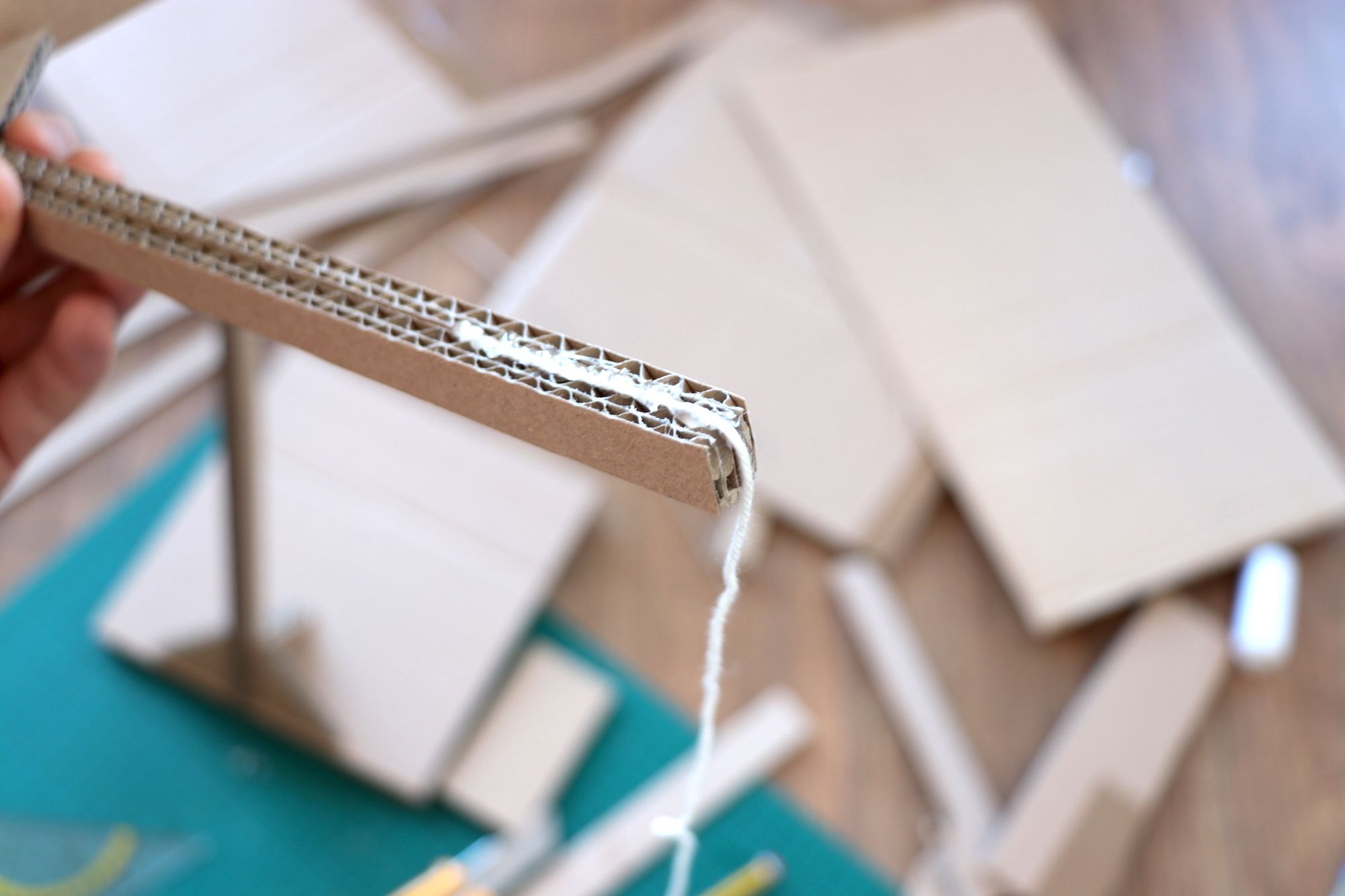 Levitating Side Table Made From Old Cardboard Boxes : 7 Steps (with ...