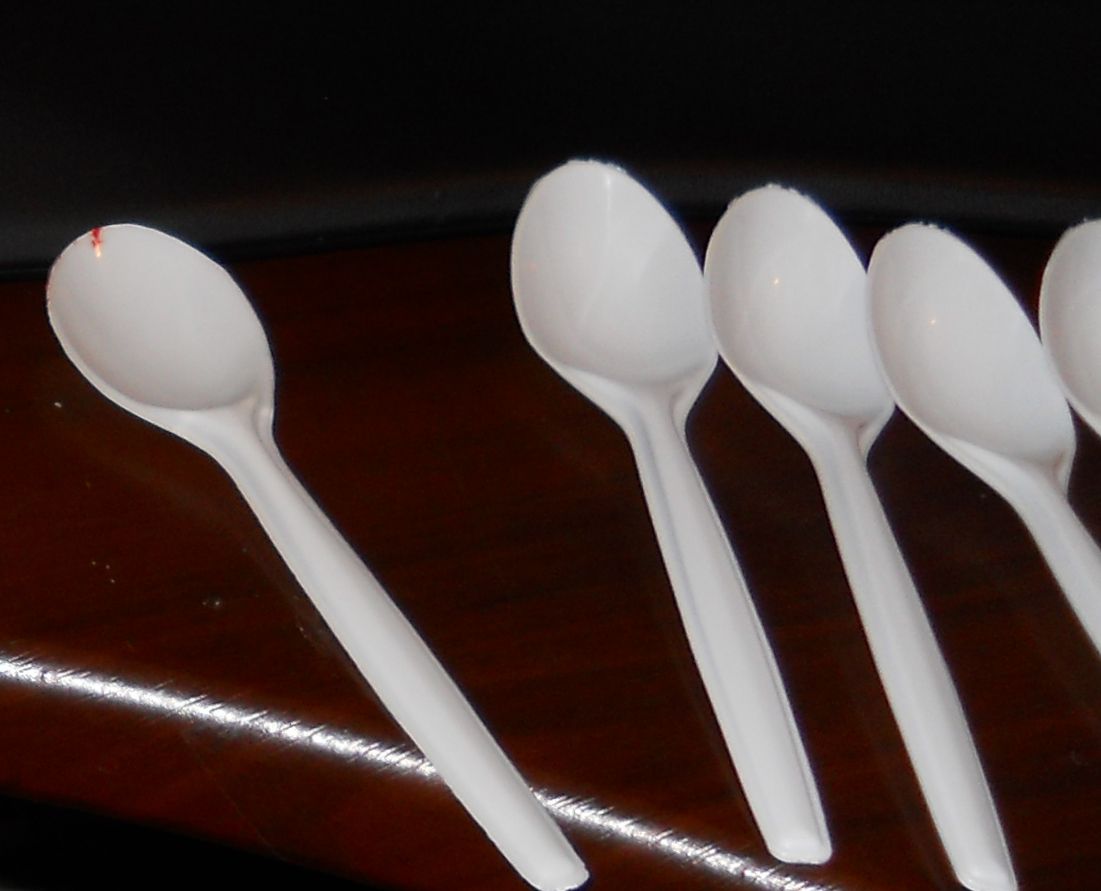 Glowing Plastic Spoon Tulips!!! : 11 Steps - Instructables