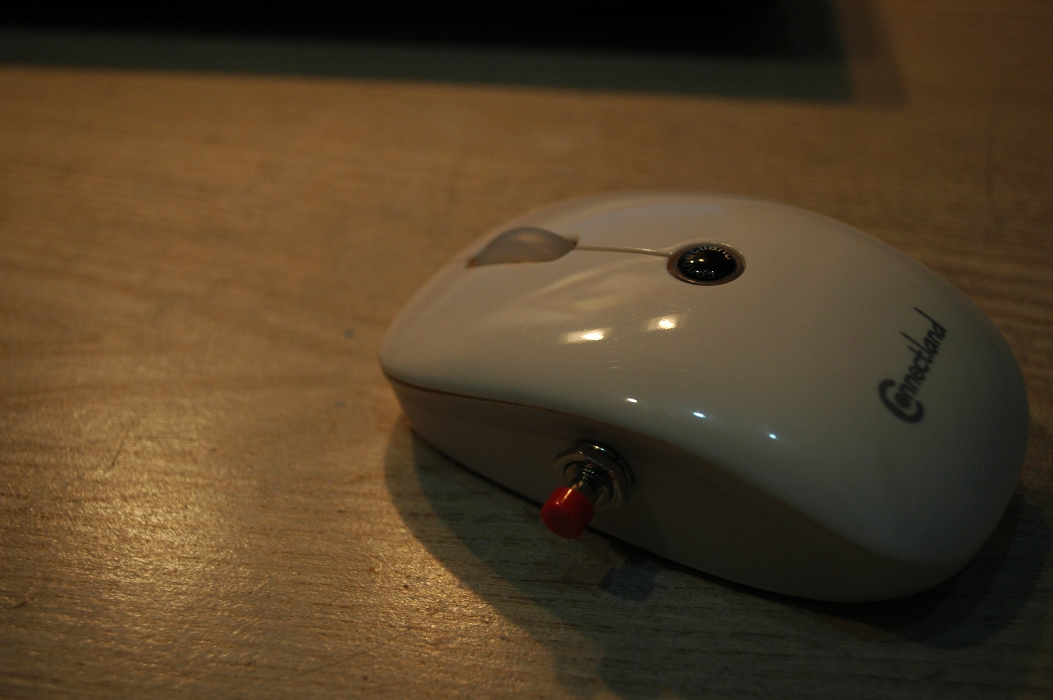 WIRELESS 555 Timer Mouse Modification : 4 Steps (with Pictures ...