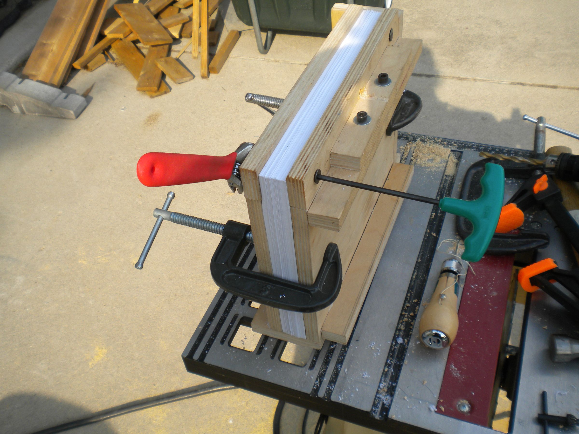 Heavy Duty Book Binder Jig. : 11 Steps - Instructables