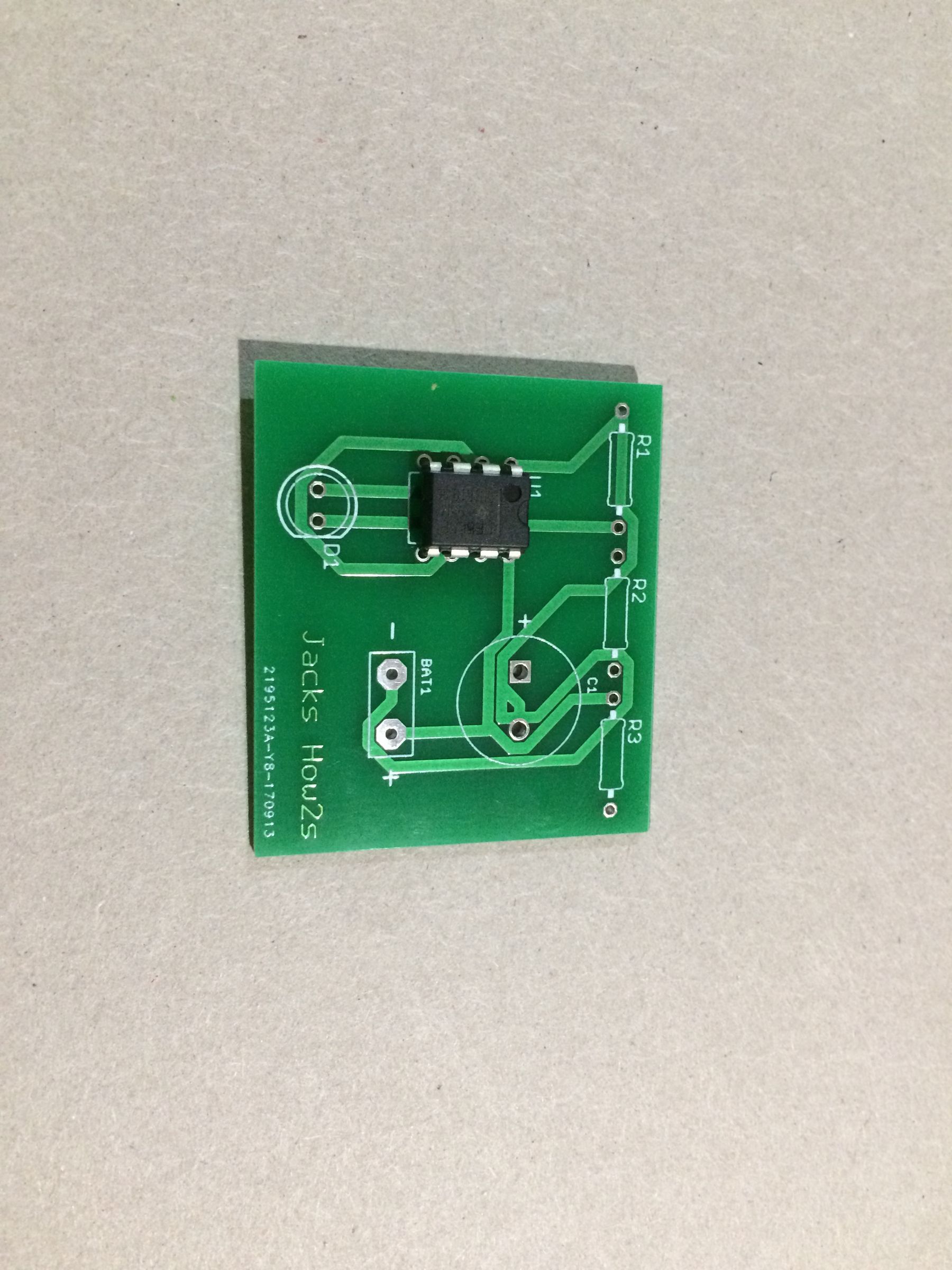 How to Make a 555 Timer Blink Circuit on a PCB! : 7 Steps (with ...