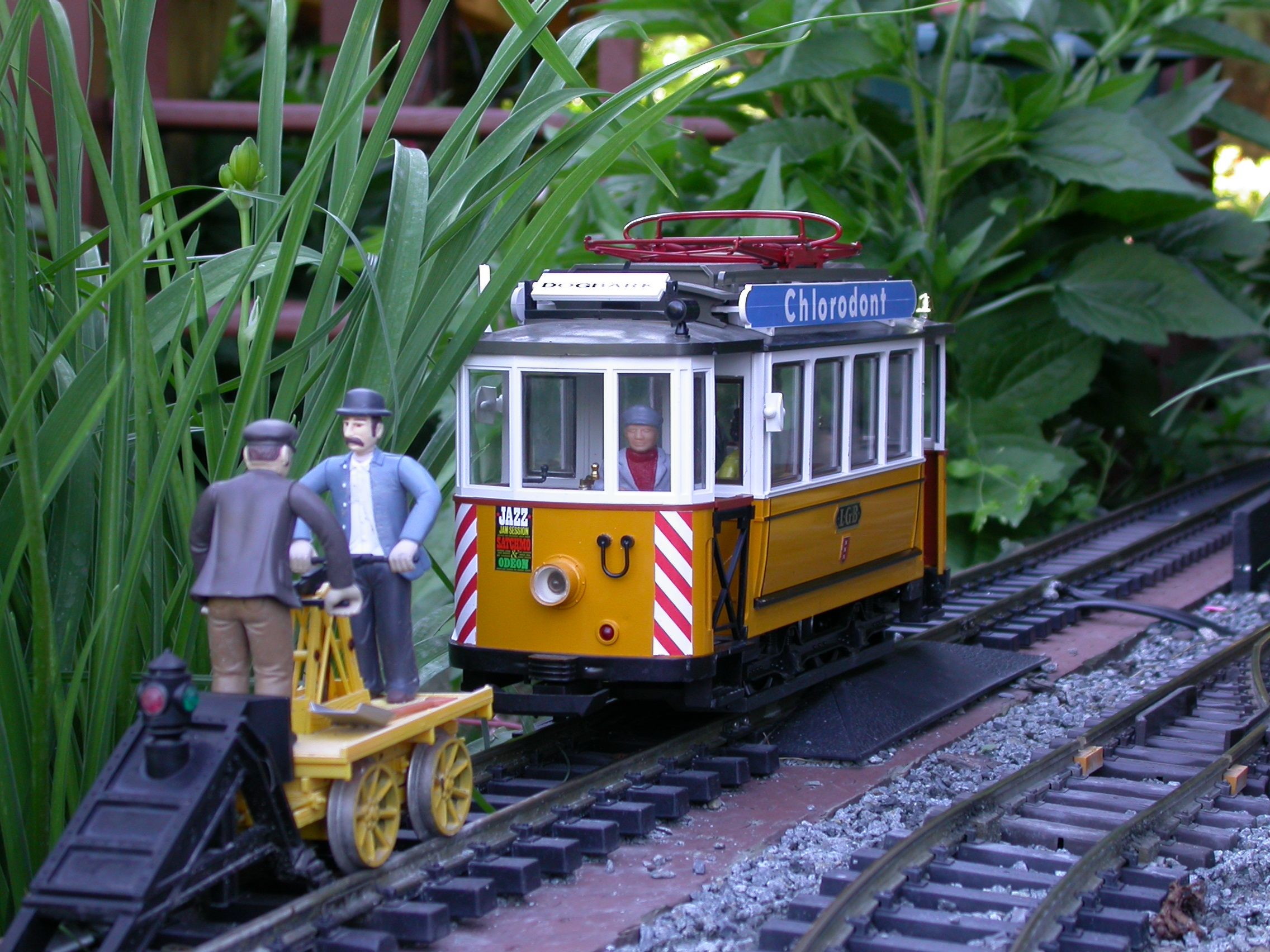 My Backyard Garden Railway (with Pictures) - Instructables