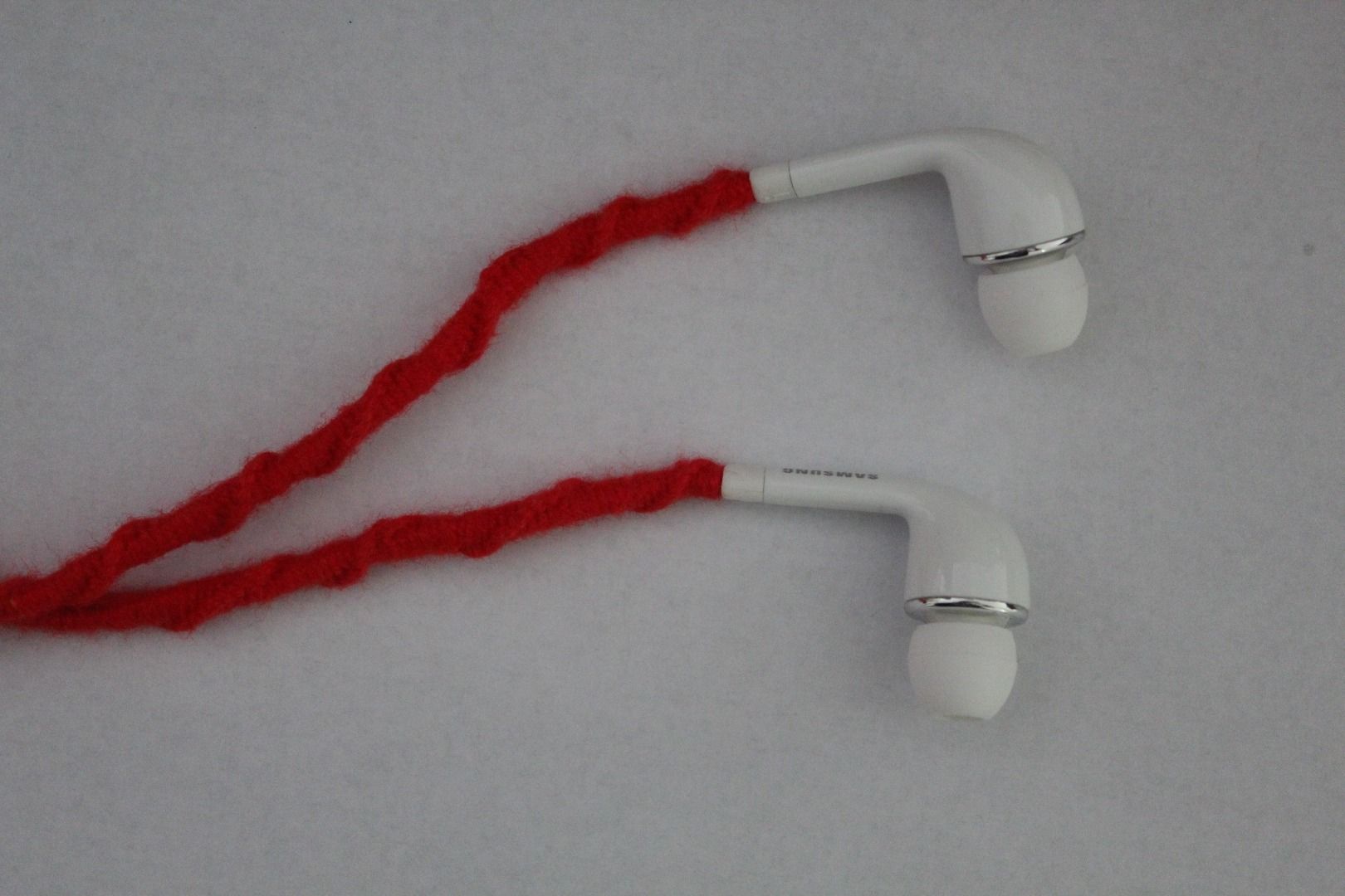 Tangle-free Knotted Earbuds : 5 Steps (with Pictures) - Instructables