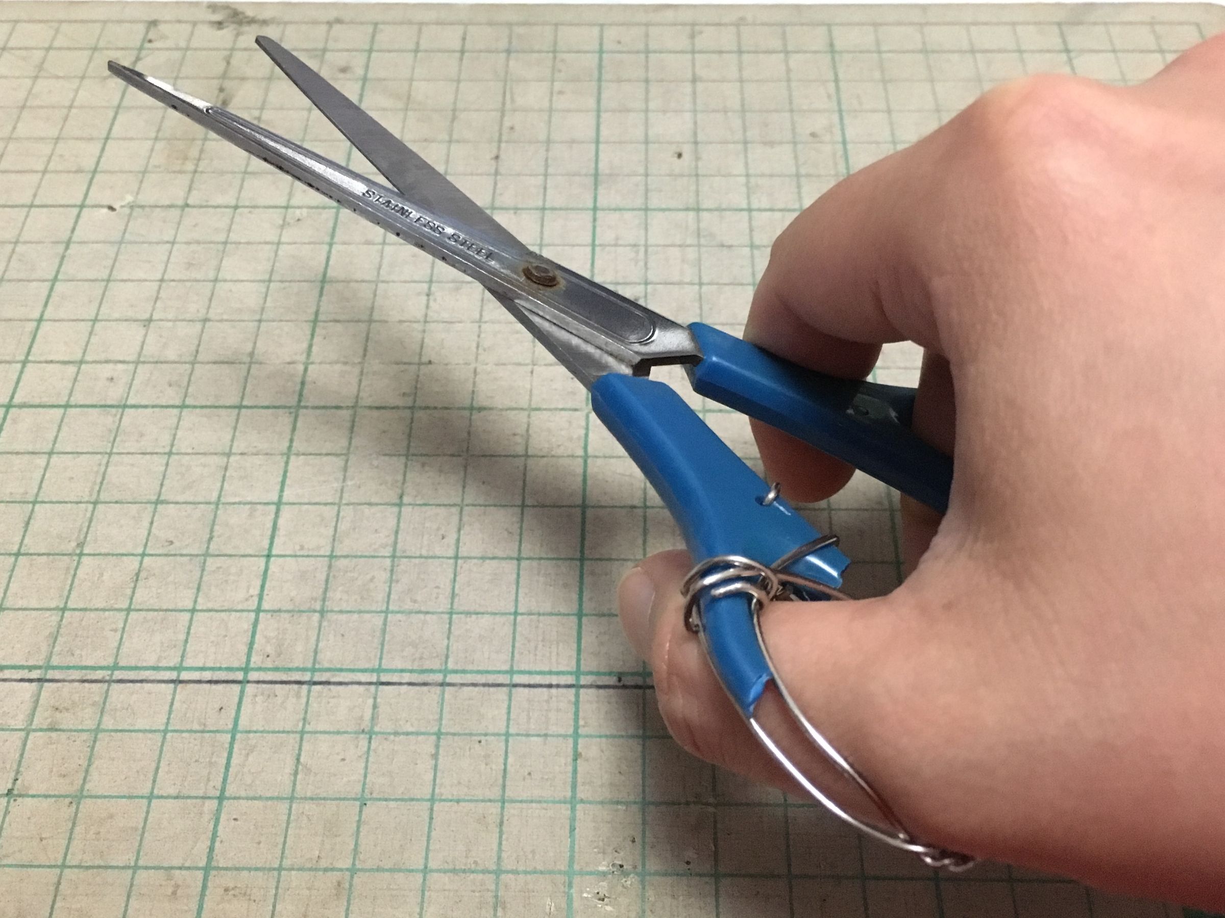 Repair Broken Scissors : 6 Steps - Instructables