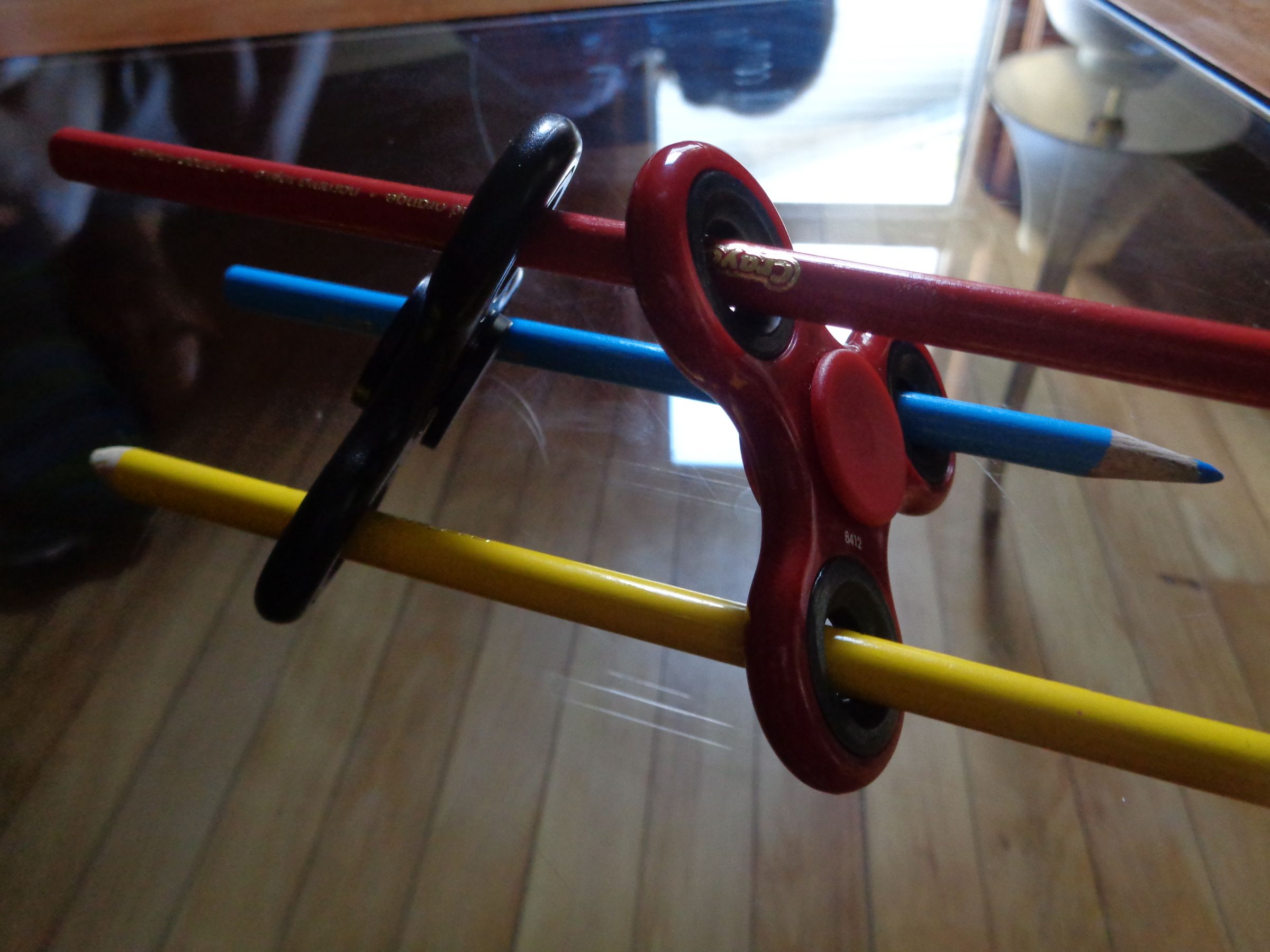 Fidget Spinner Phone Stand : 6 Steps (with Pictures) - Instructables