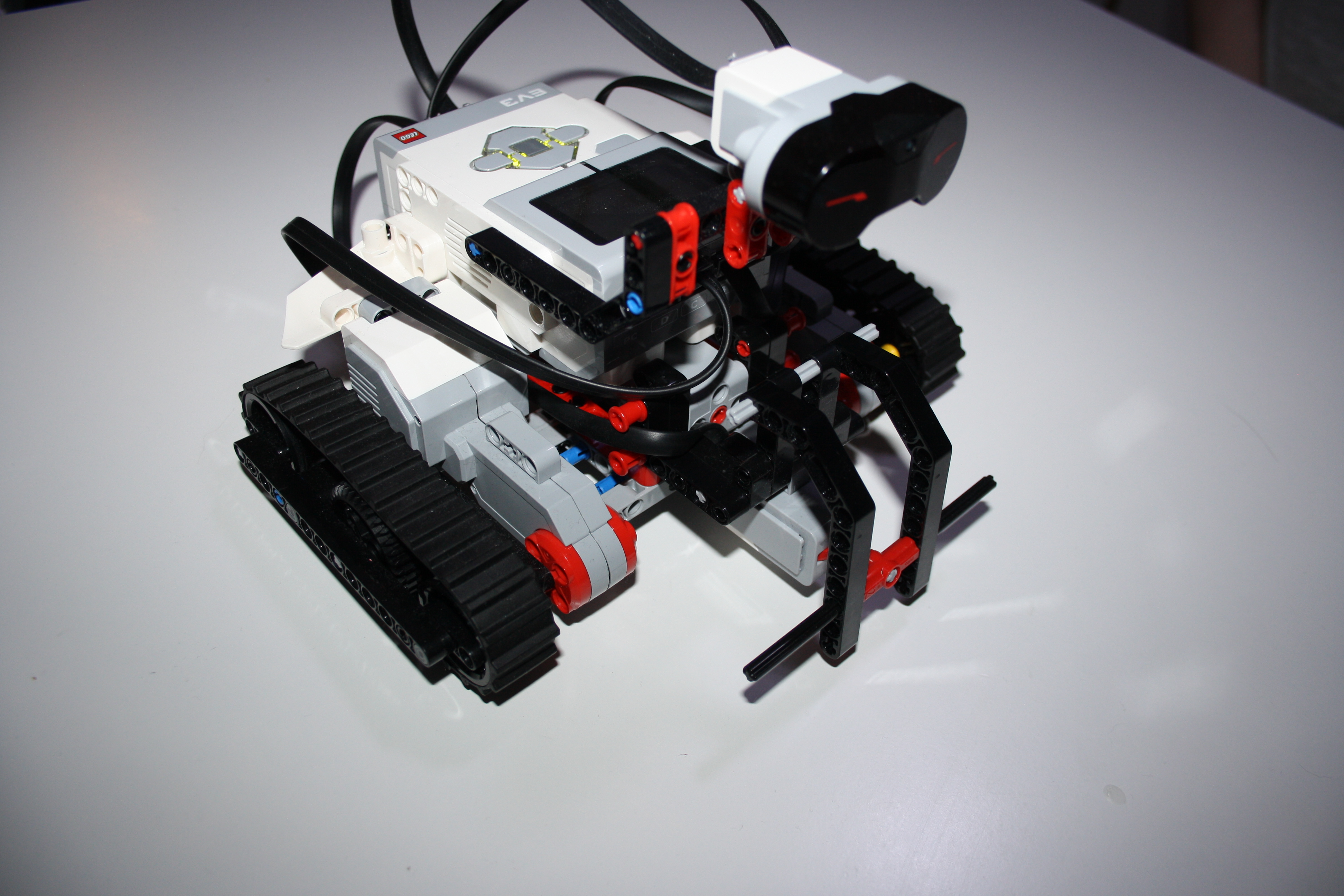 Lego Ev3 Build for Learning Programing and Robotics : 9 Steps - Instructables