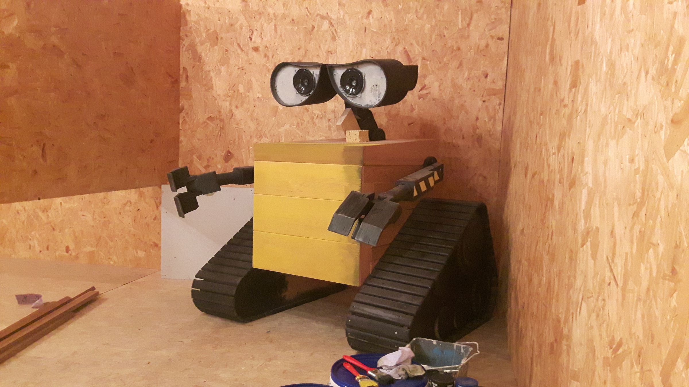 Wall-E!! : 5 Steps (with Pictures) - Instructables