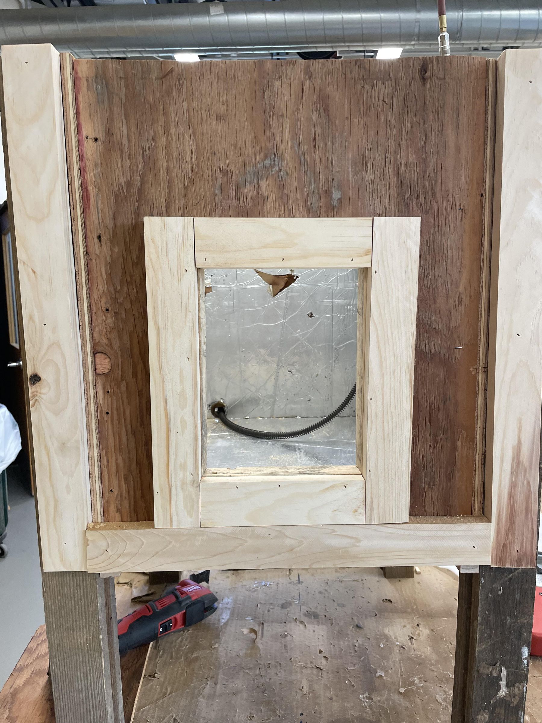 Insulated Heated Log Cabin Cat House : 5 Steps (with Pictures) - Instructables