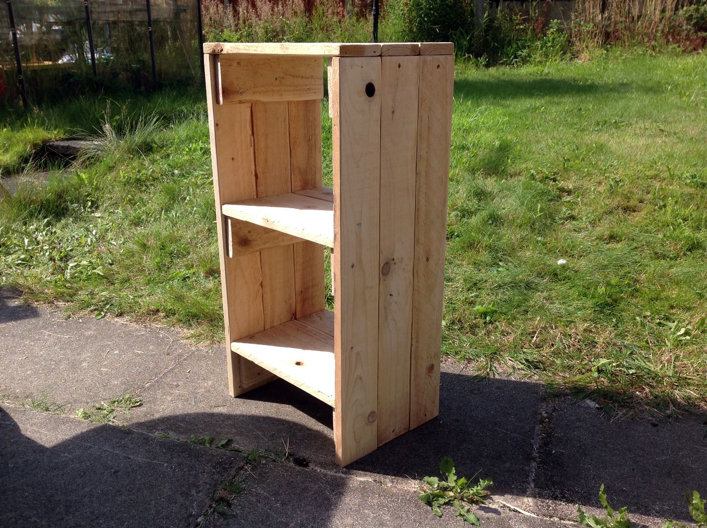 FURNITURE / TABLE MADE FROM PALLETS : 8 Steps (with Pictures ...