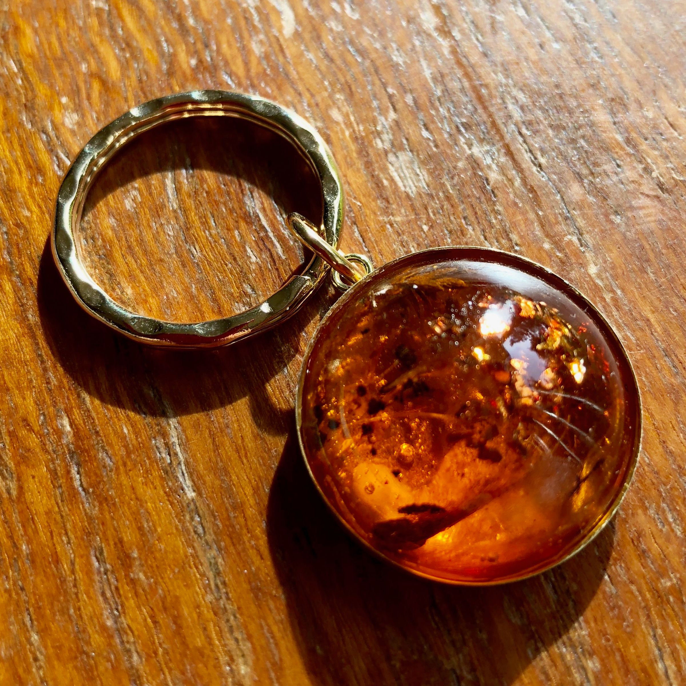 Faux Amber Resin Key Ring : 20 Steps (with Pictures) - Instructables