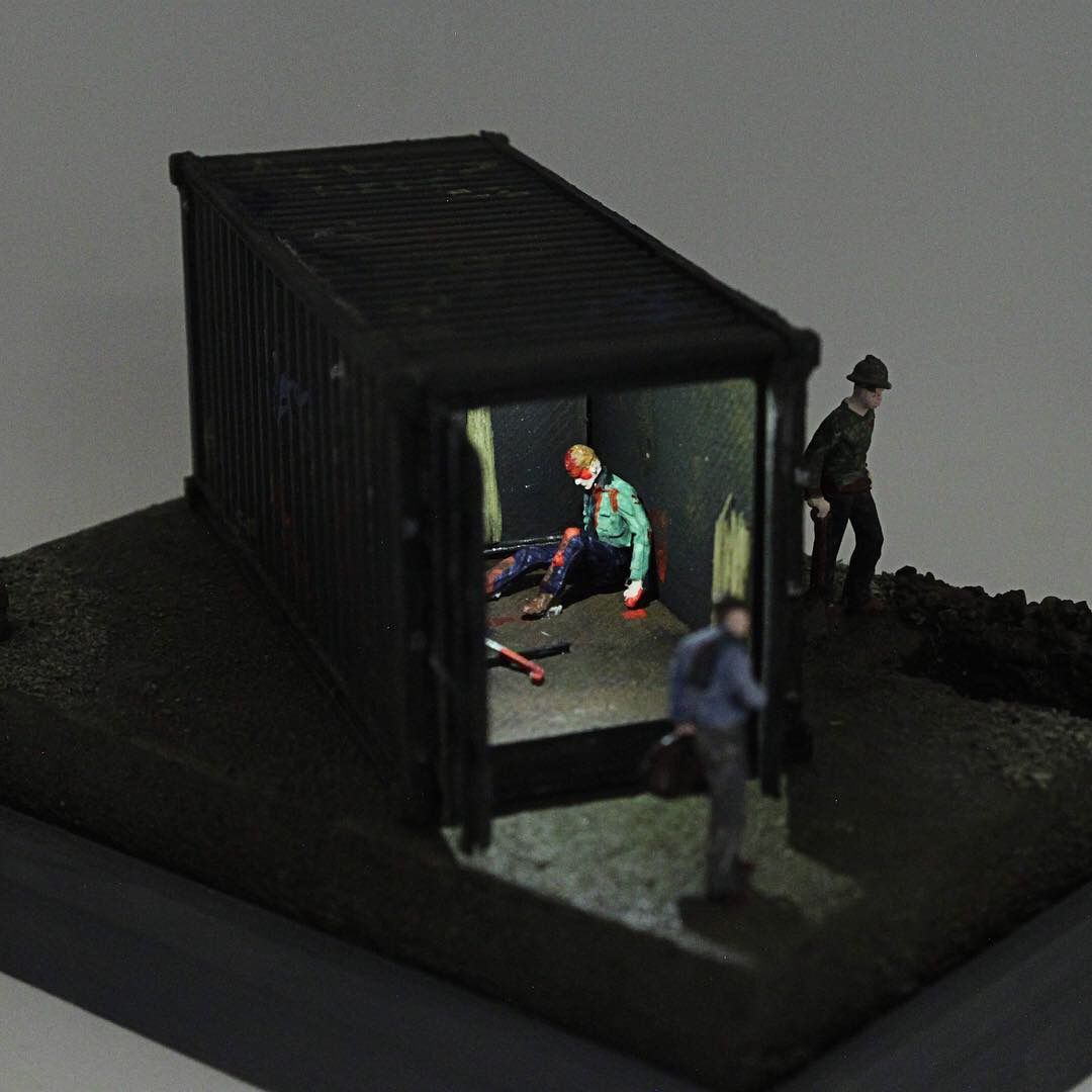 HO Scale Shipping Container Surprise Reveal Diorama. : 8 Steps ...