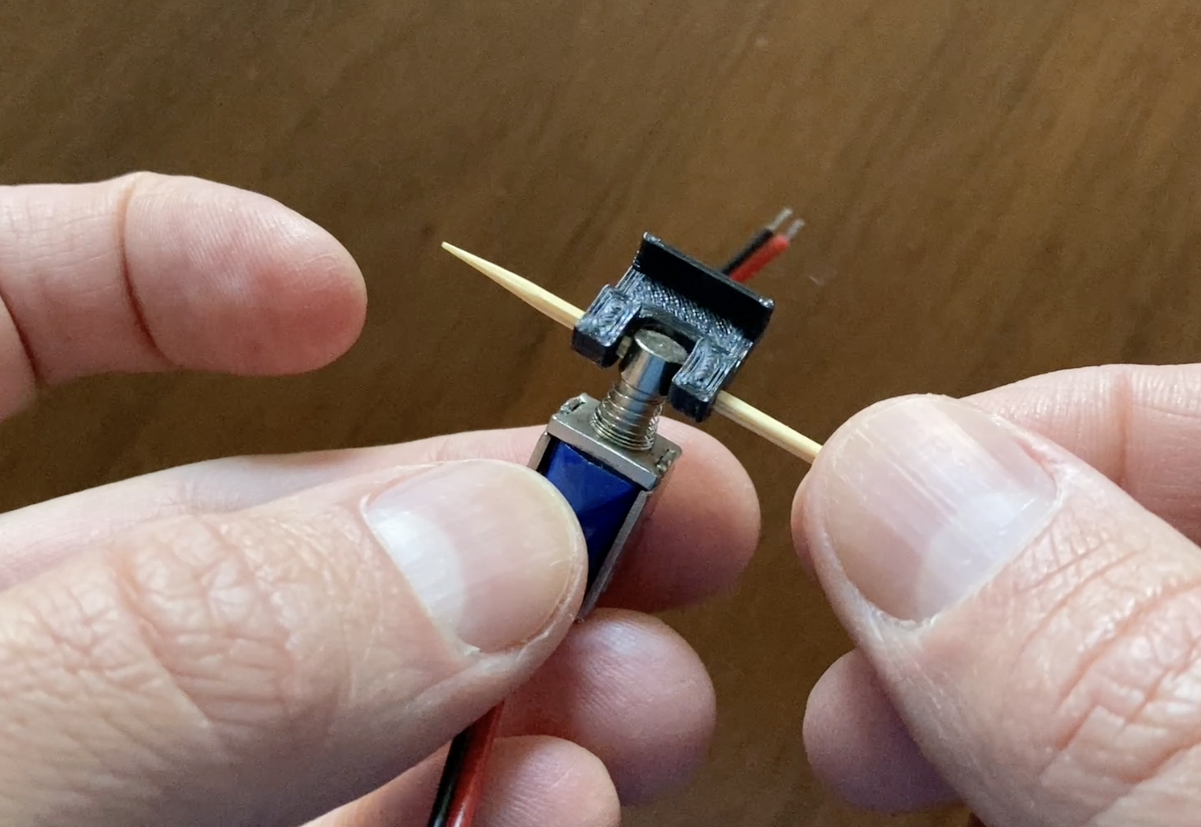 Digital Mirror Device (Macroscale Model) : 6 Steps (with Pictures) - Instructables