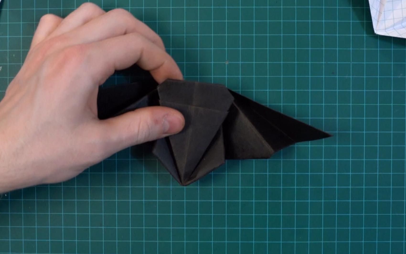 How to Make a Origami Bats : 7 Steps (with Pictures) - Instructables