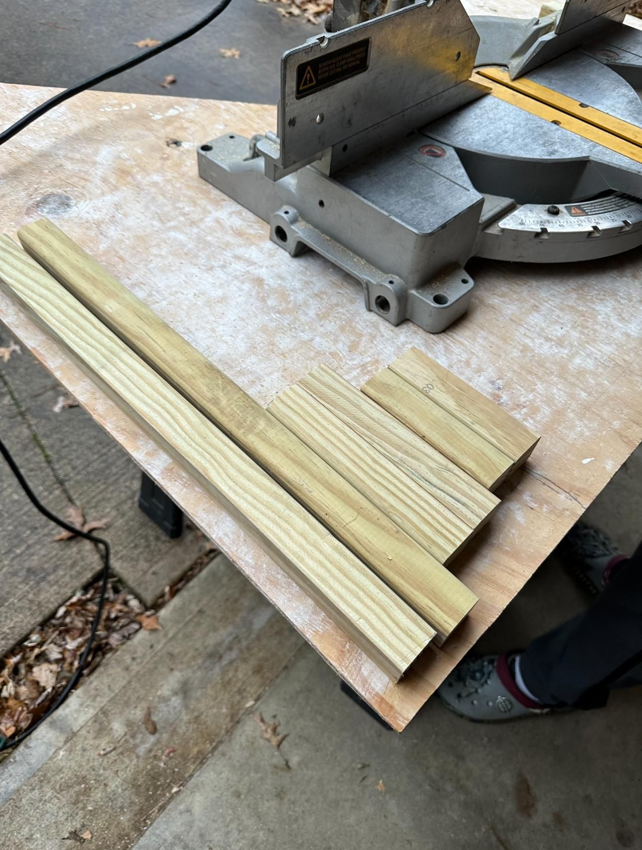 Defying Gravity - Designing and Building a Tensegrity Table : 10 Steps ...