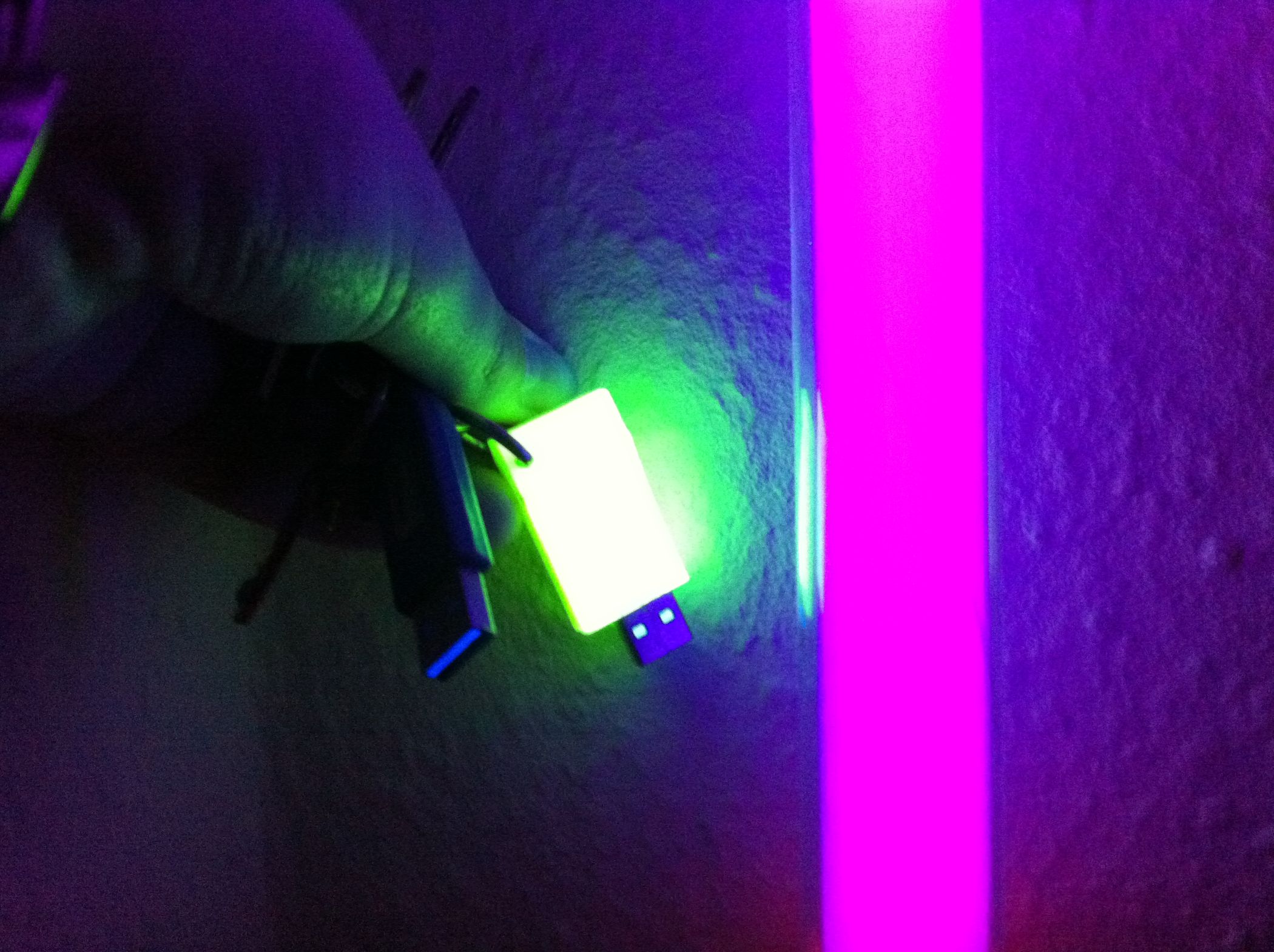 Unbreakable USB Stick : 8 Steps - Instructables