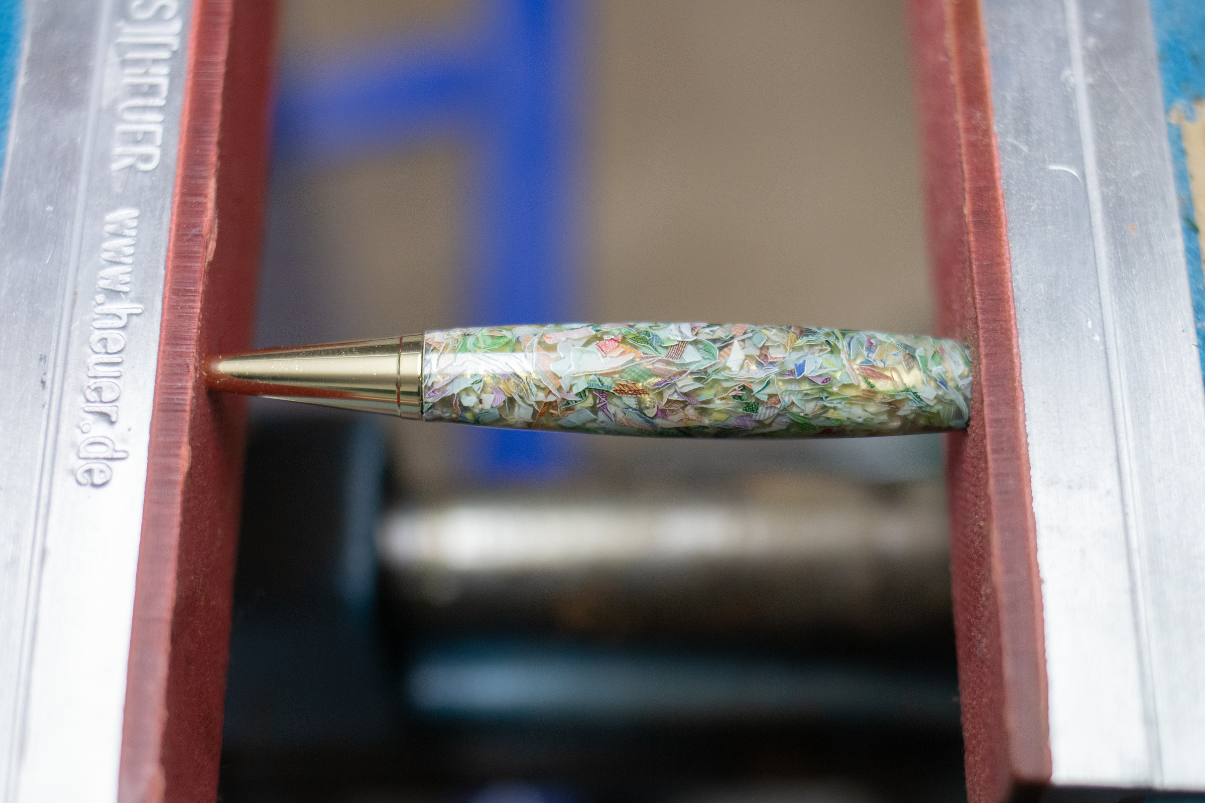 1,000 € Pen and Pencil Case : 14 Steps (with Pictures) - Instructables