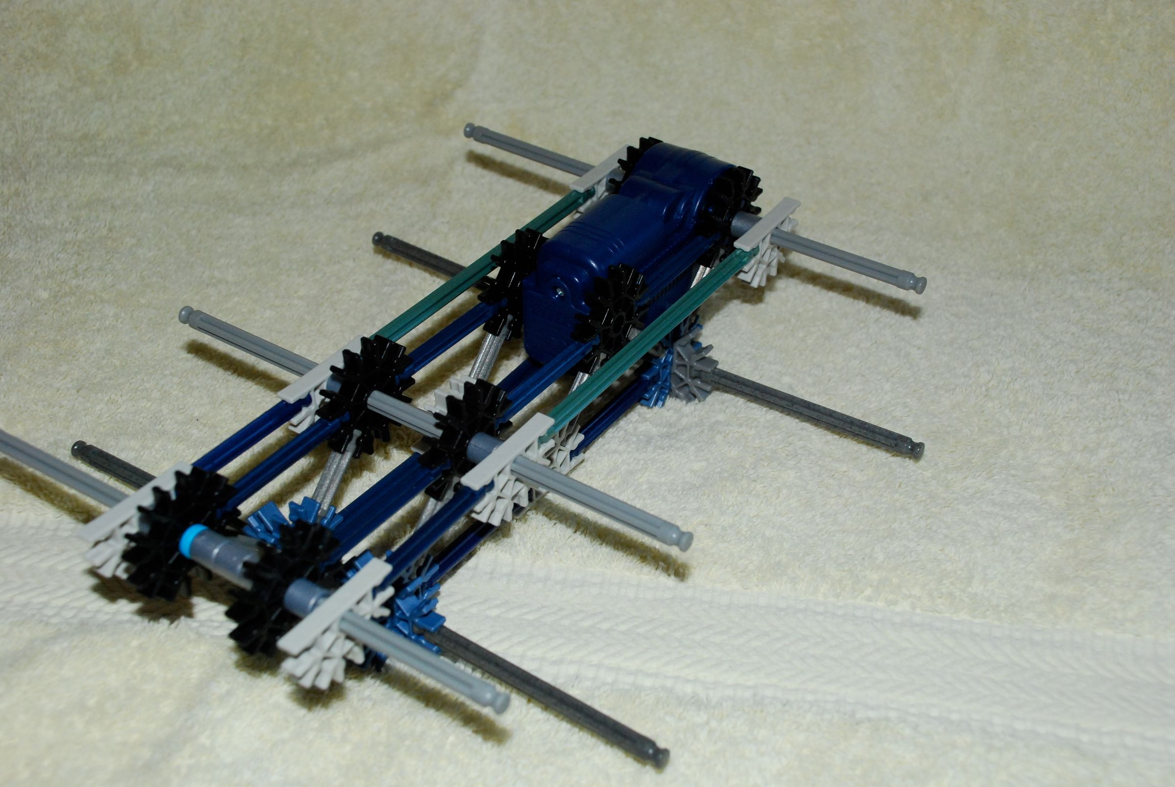 How to Build a K'nex Tank : 10 Steps - Instructables