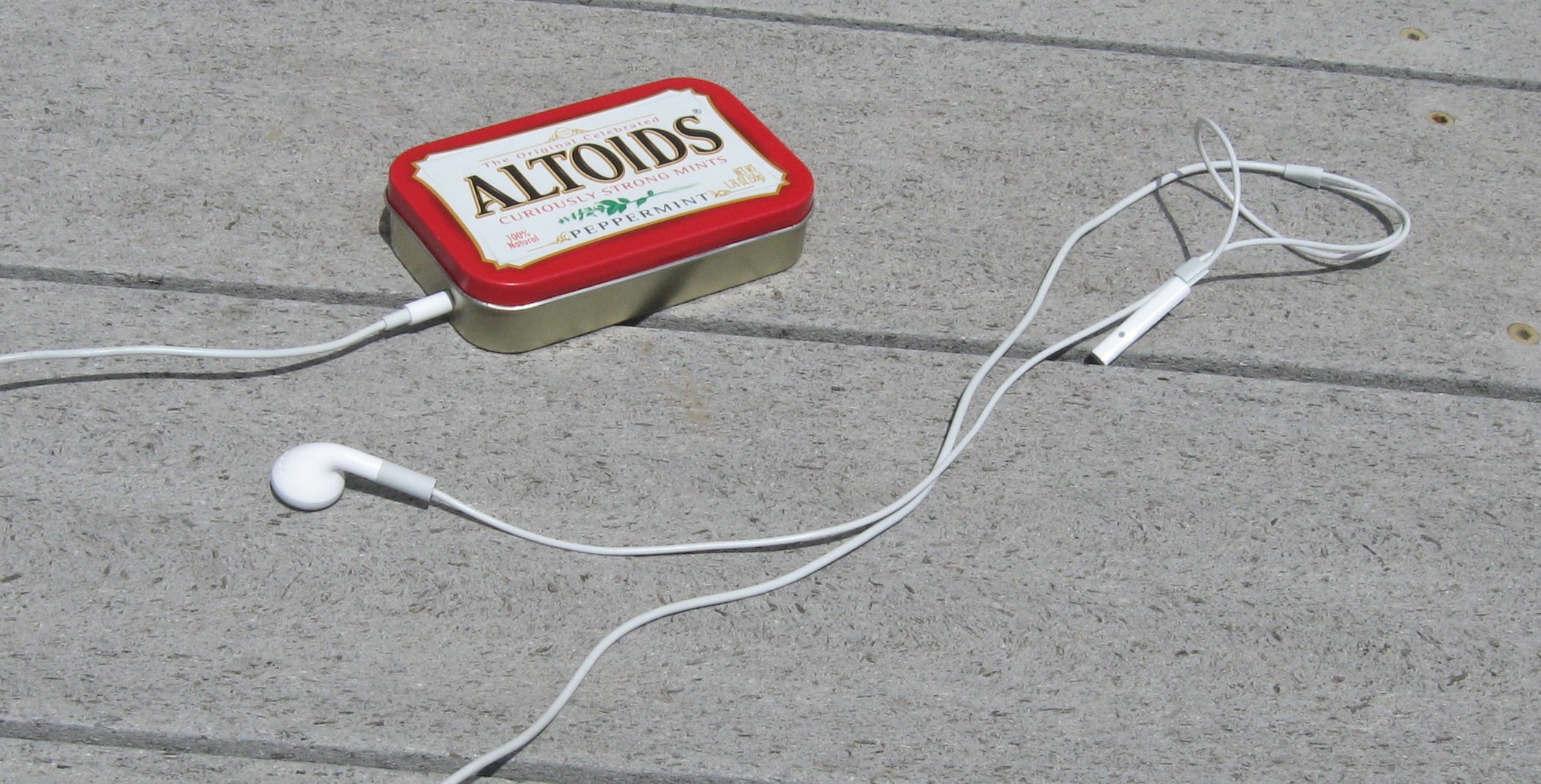 Secret Altoids IPod Case : 4 Steps - Instructables