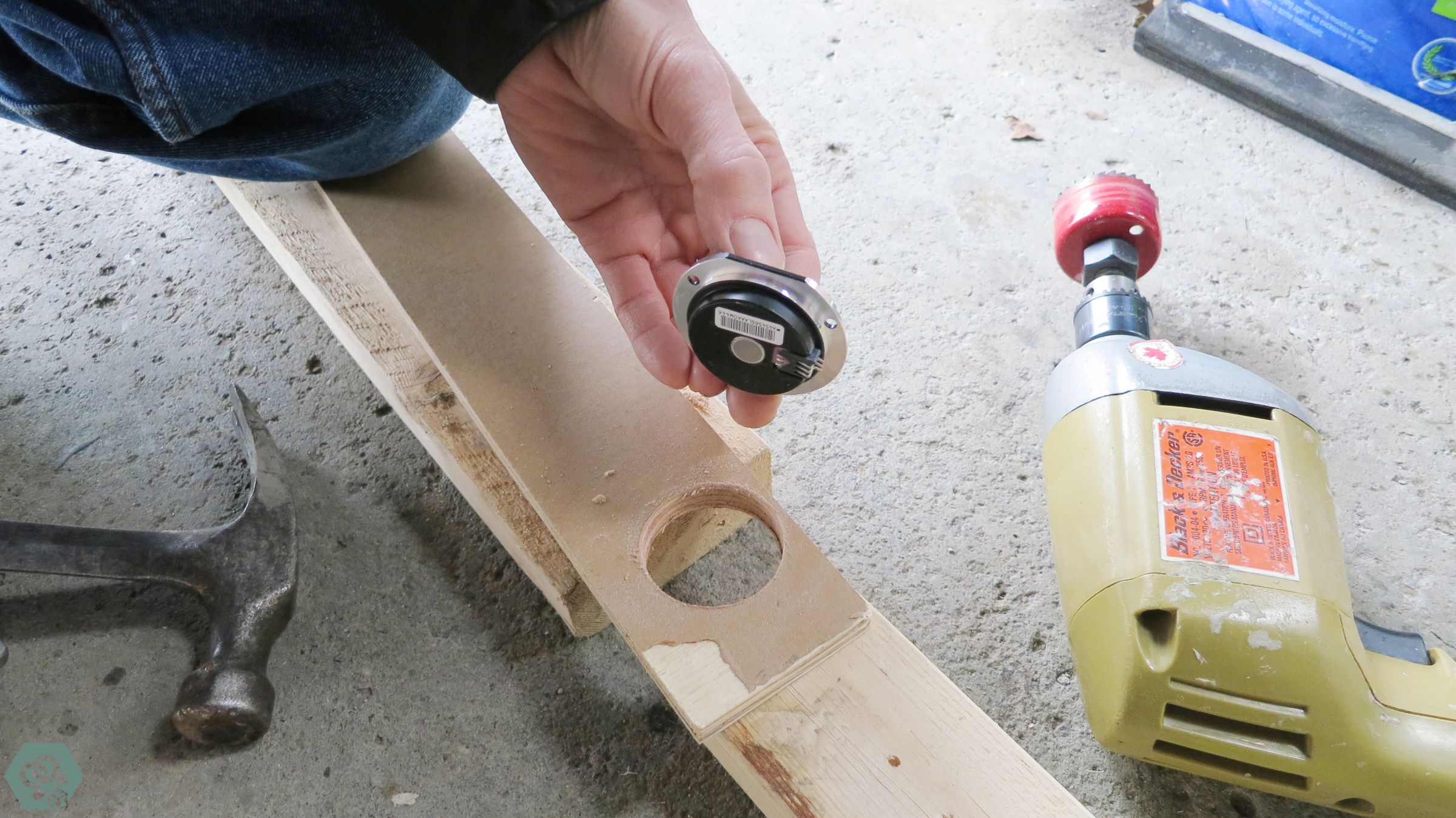 Upcycle a Hard Drive Into a Clock : 19 Steps (with Pictures ...