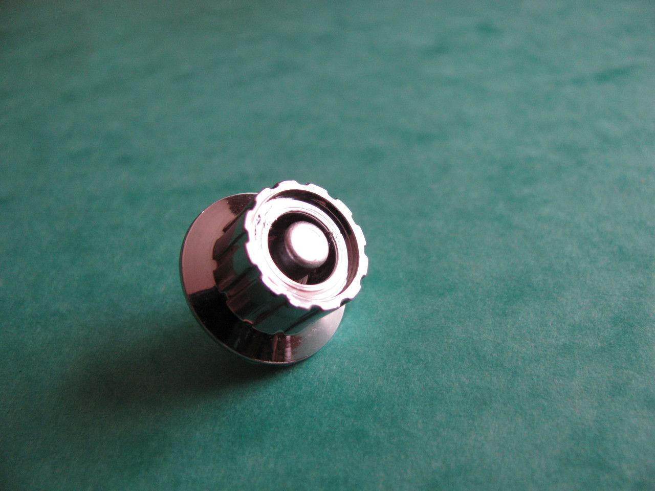 Retro-Futuristic USB Drive : 16 Steps (with Pictures) - Instructables