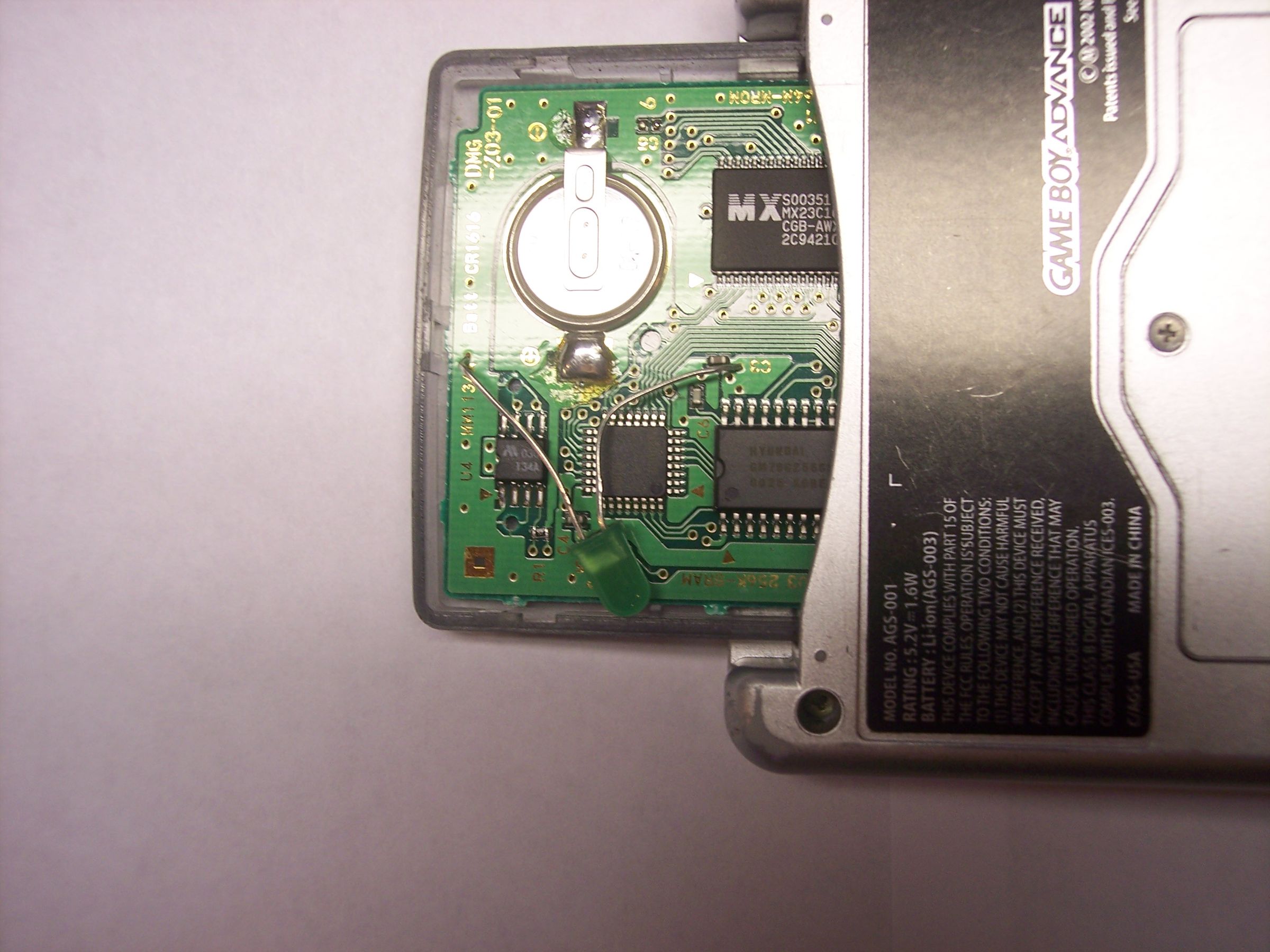 Game Boy Color Cartridge Ilummination (GBC) : 5 Steps - Instructables