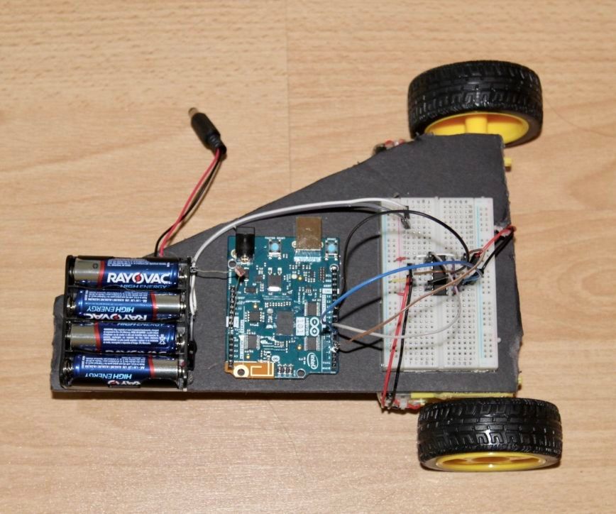 'Pizza' the Photokinetic MothBot : 9 Steps (with Pictures) - Instructables