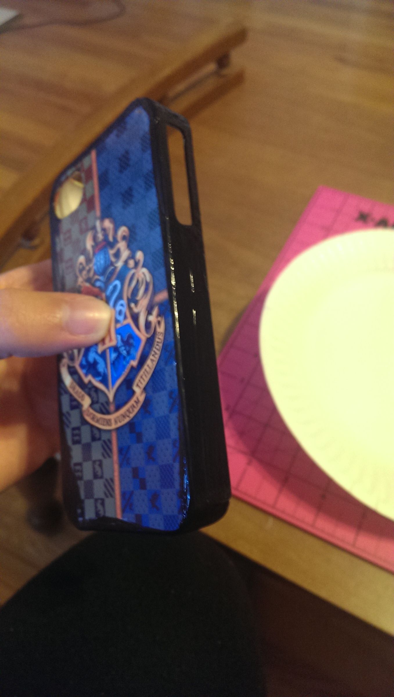 DIY Mod Podge Phone Case : 4 Steps - Instructables