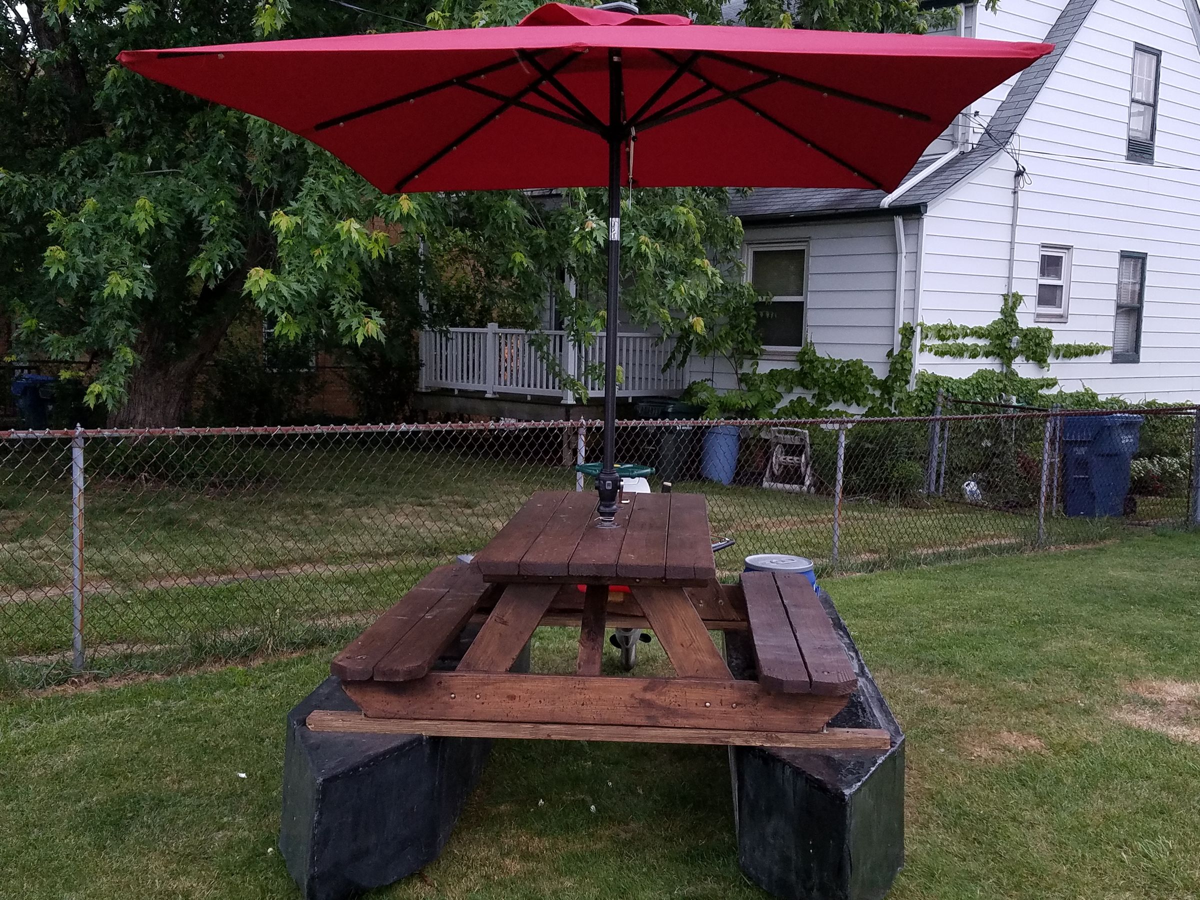 Pontoon Boat Picnic Table : 8 Steps (with Pictures) - Instructables