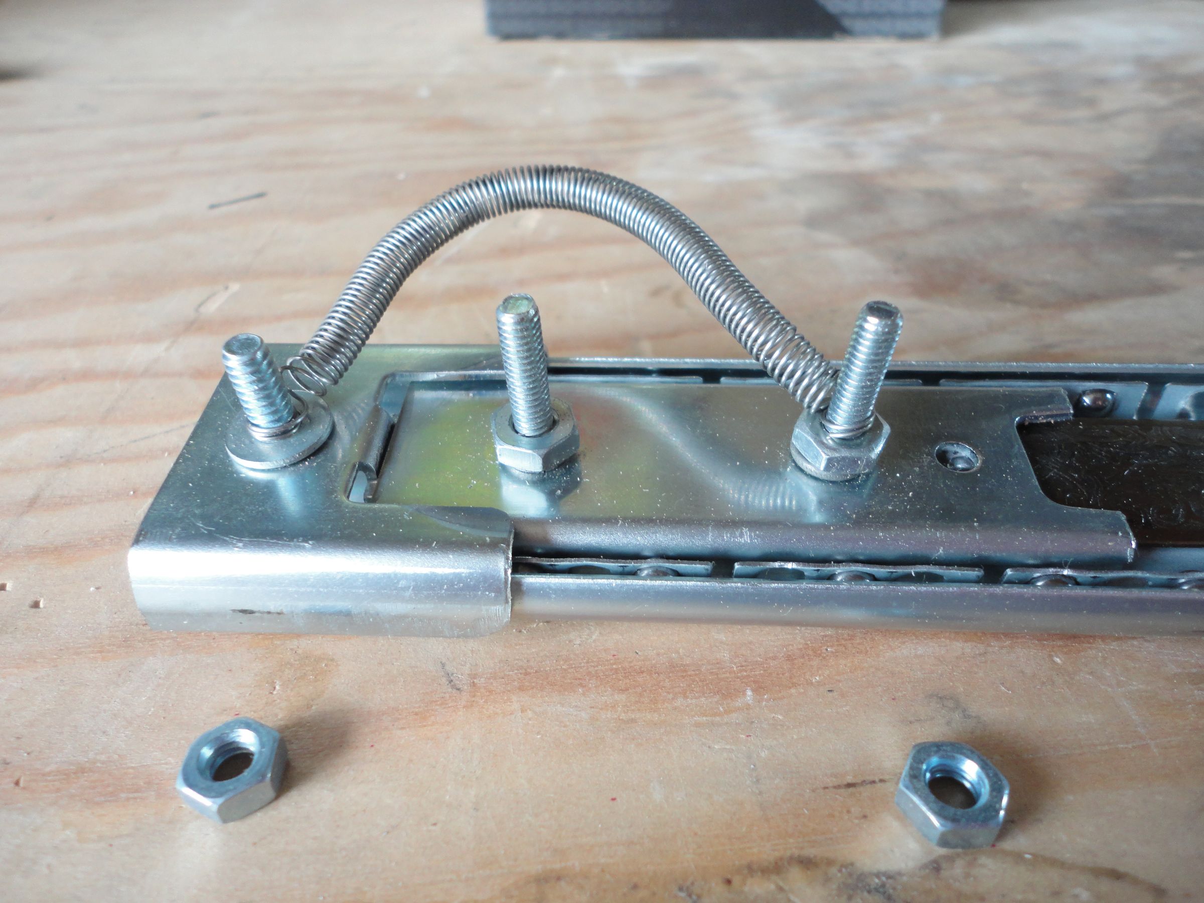 Assassin's Creed Hidden Blade - Functional Prop!! : 13 Steps (with ...