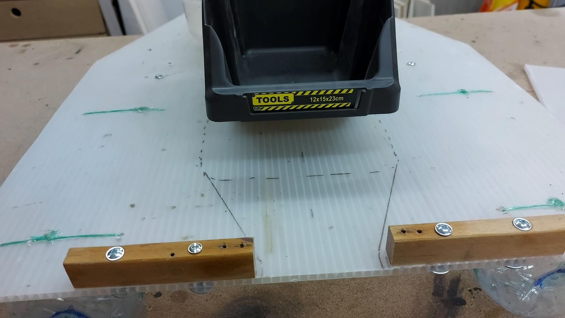 Building an RC Feeder Airboat for Fishing : 11 Steps (with Pictures ...