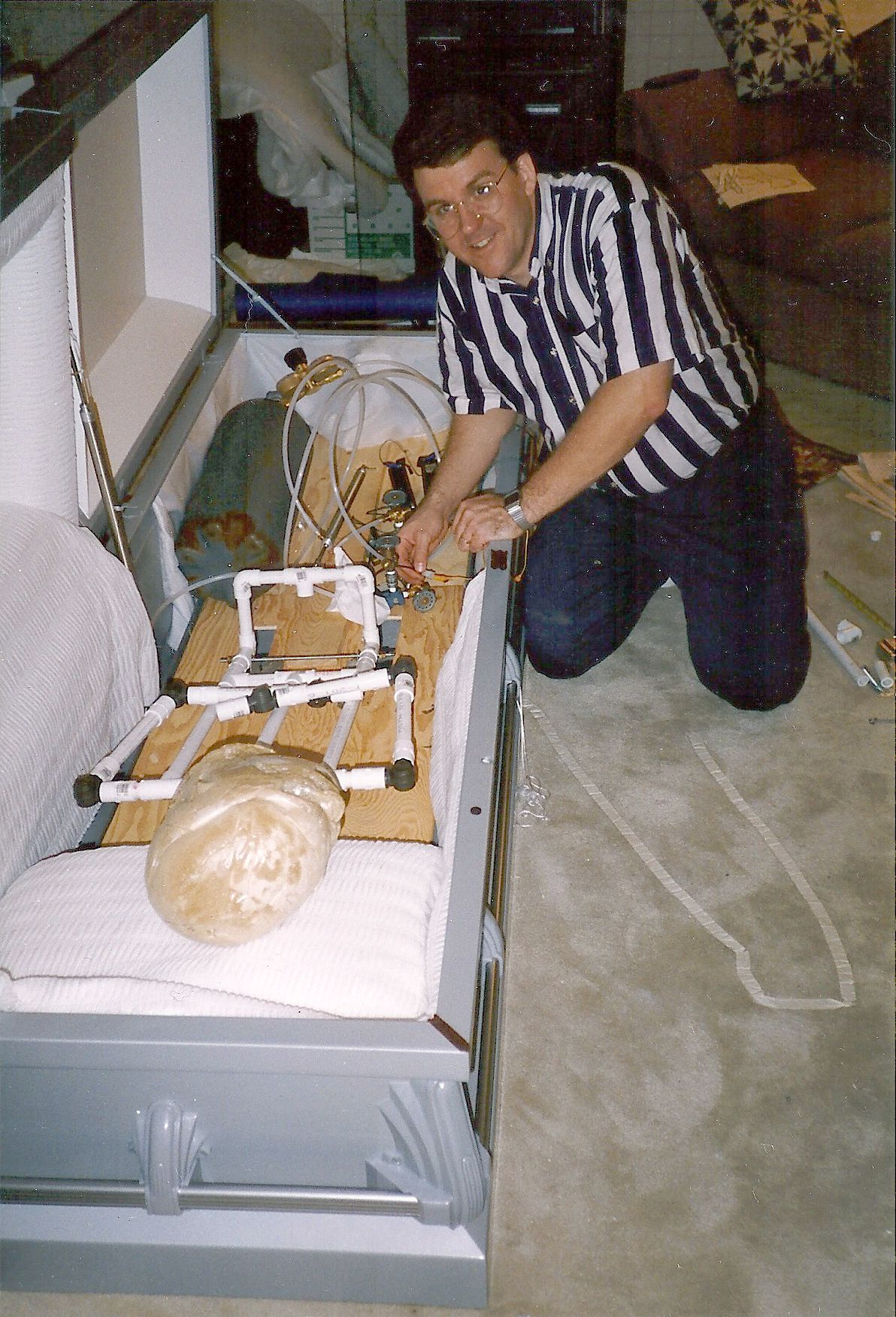 Halloween Remote Controlled Casket : 5 Steps (with Pictures ...