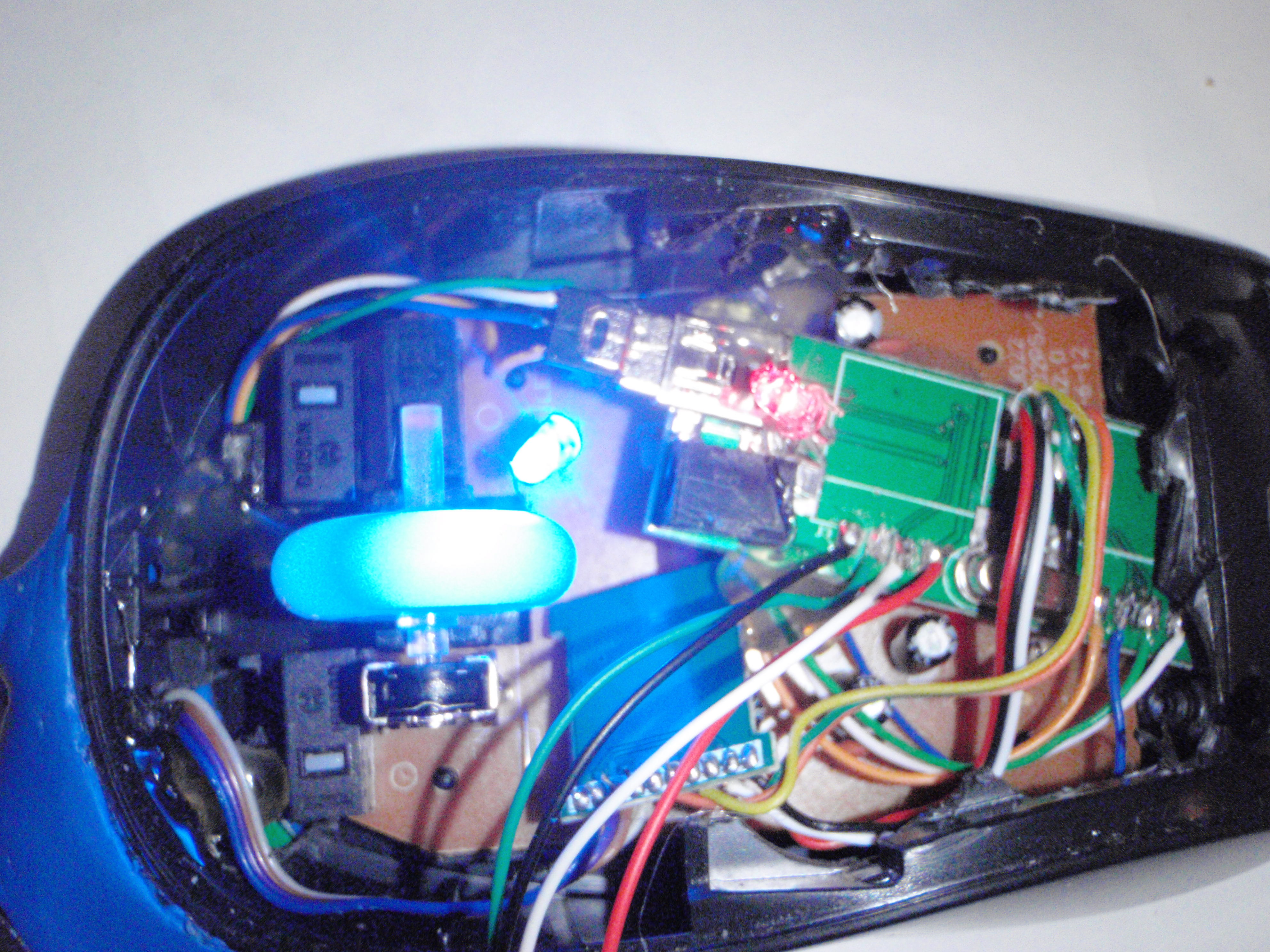 Mouse With USB Port (optional Internal Drive) : 6 Steps (with Pictures ...