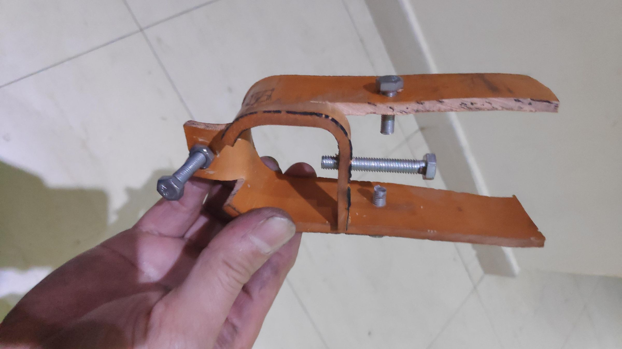 Potable Truing Tool : 7 Steps - Instructables