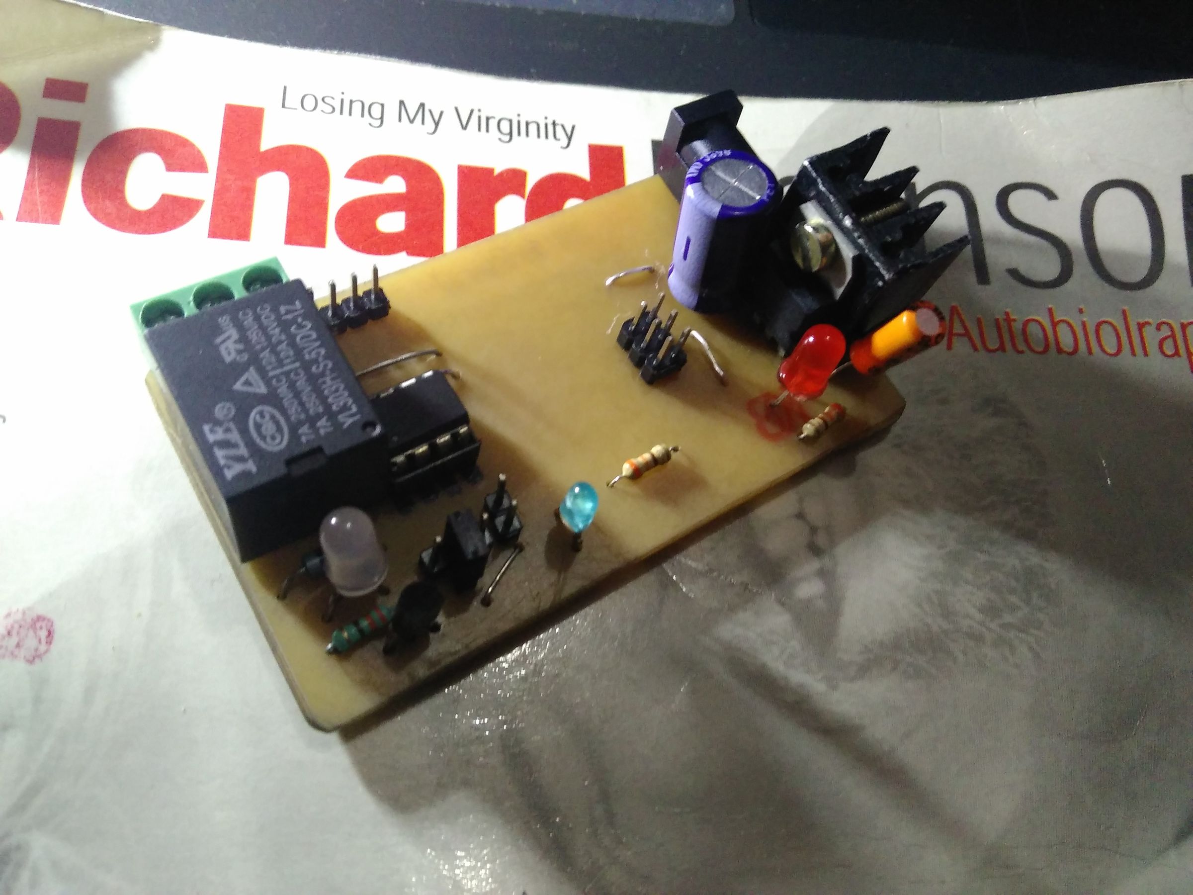 #DIY# a Complete Guide to Build Your Own ATtiny85 Project PCB With ...