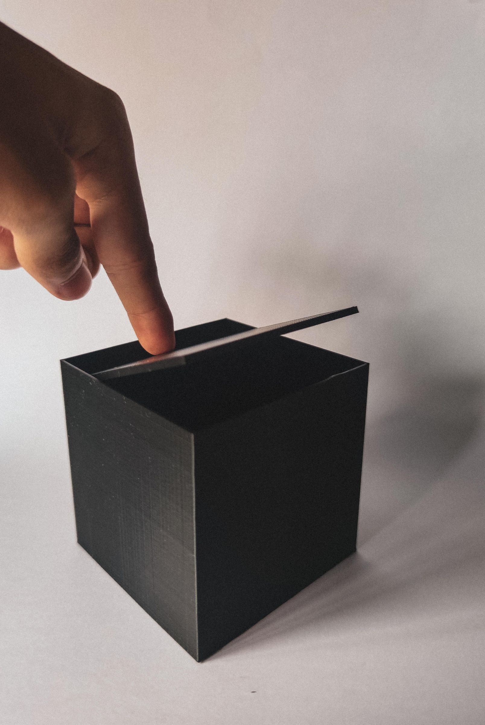 Secret Box (3D Printed) : 5 Steps - Instructables