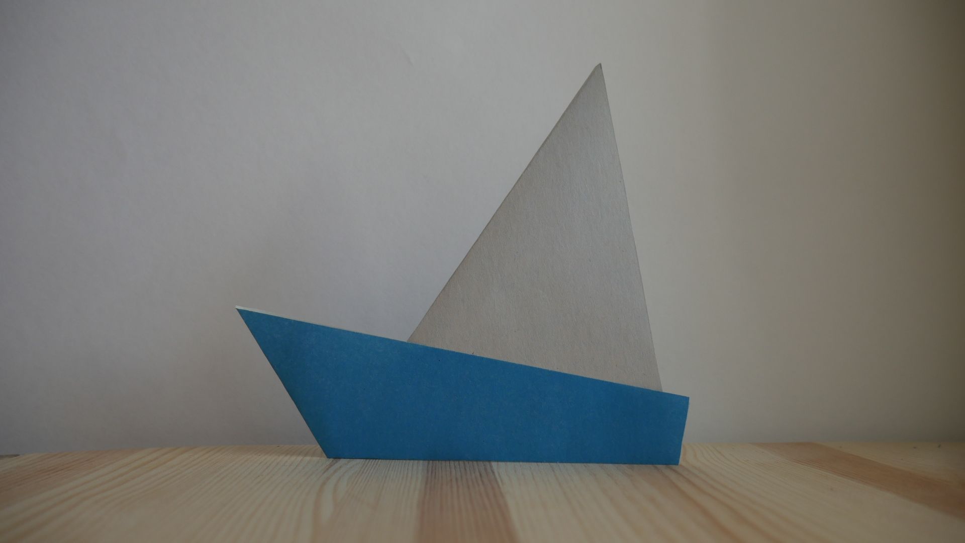 Origami. How to Make a Paper Sailer : 4 Steps - Instructables