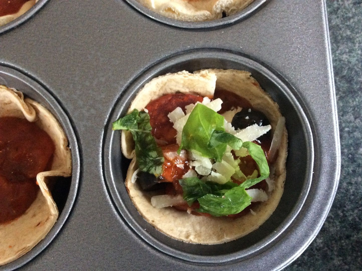 Delicious Mini Pizza Pies : 6 Steps (with Pictures) - Instructables