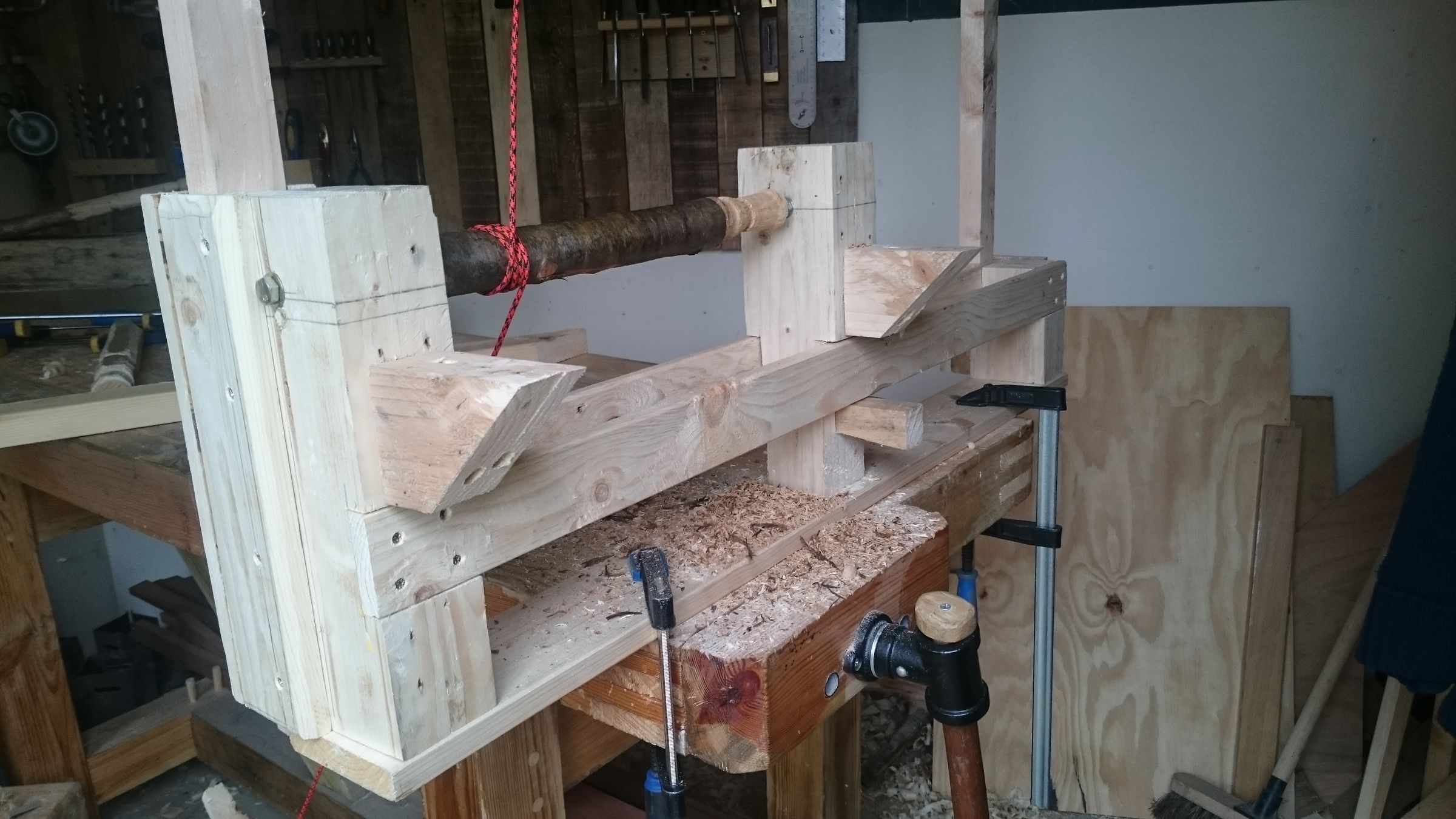 Portable Benchtop Spring Pole Lathe : 7 Steps (with Pictures ...