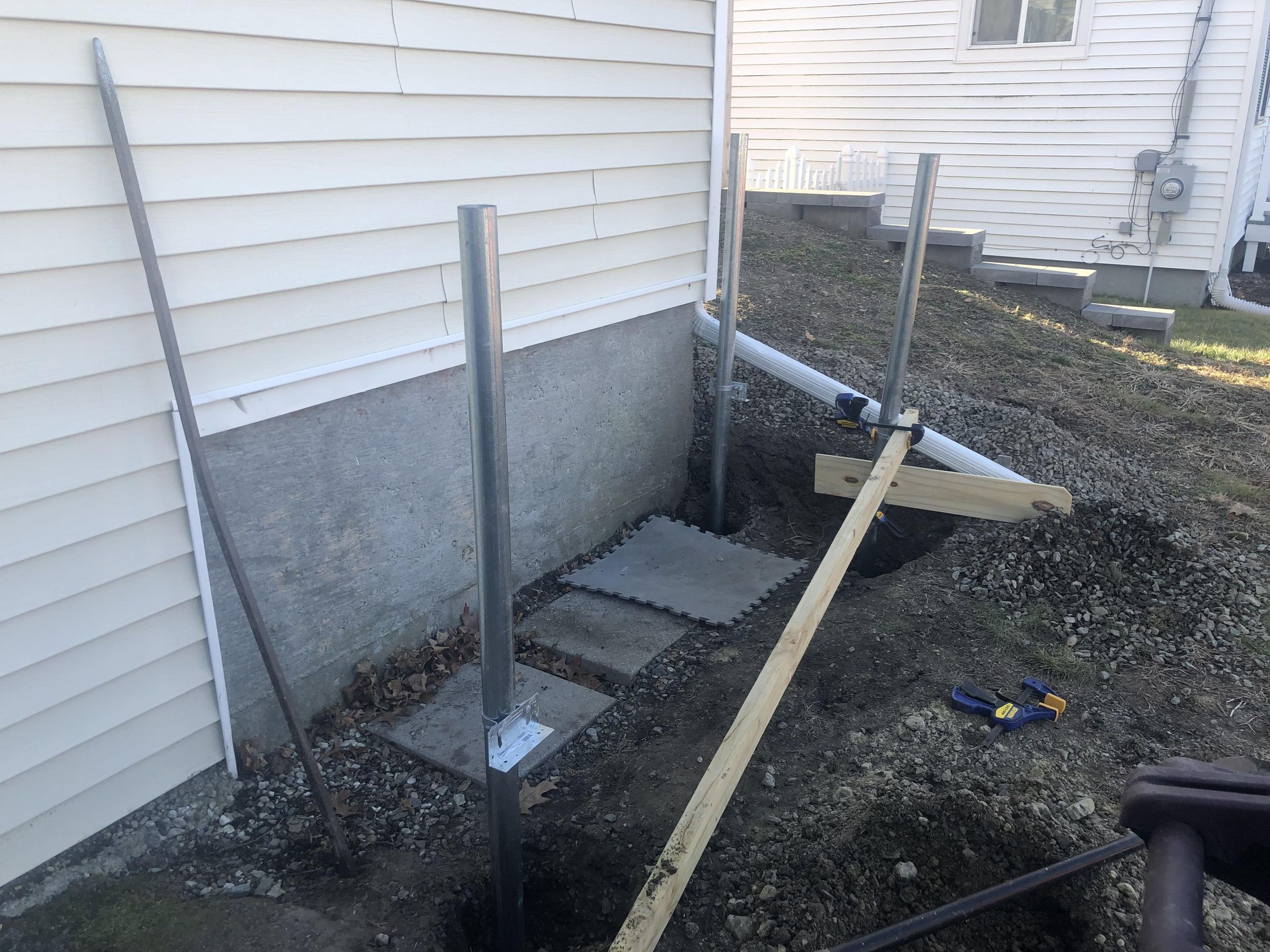 Trash Container Corral : 5 Steps (with Pictures) - Instructables