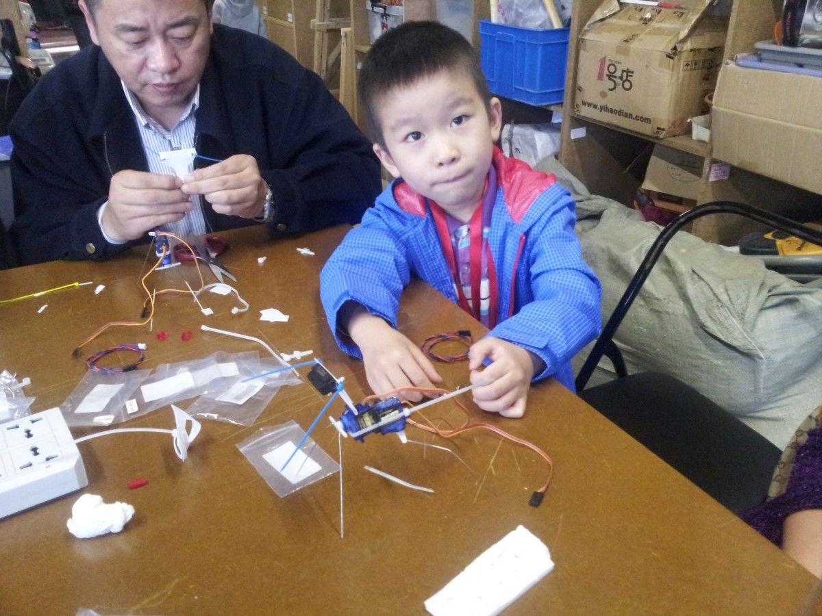 Insect Bot Mini : 12 Steps - Instructables