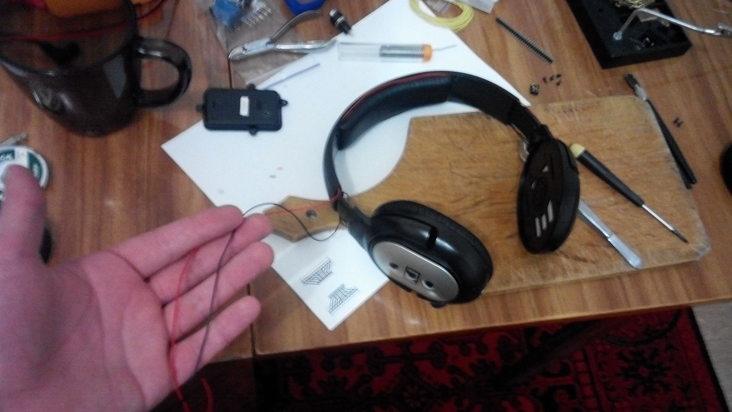 DIY Bluetooth Headphones V2.0 (Improved) : 5 Steps - Instructables