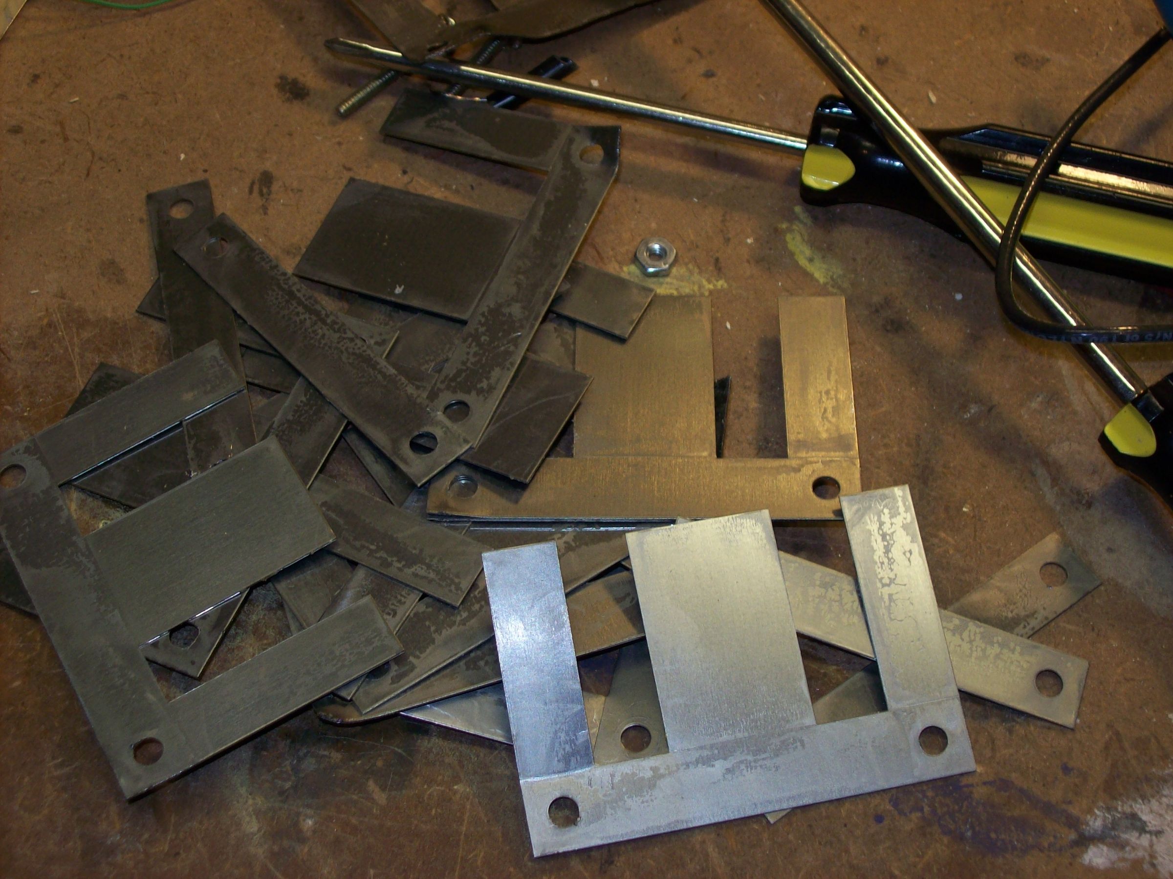 Disassemble an E-block Transformer : 6 Steps - Instructables