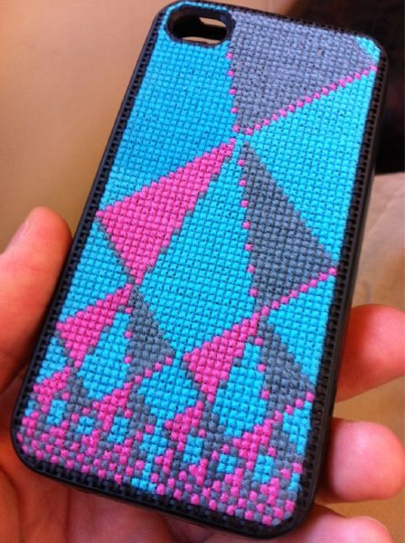 Cellular Automaton Design for Cross-Stitch IPhone Case : 3 Steps - Instructables