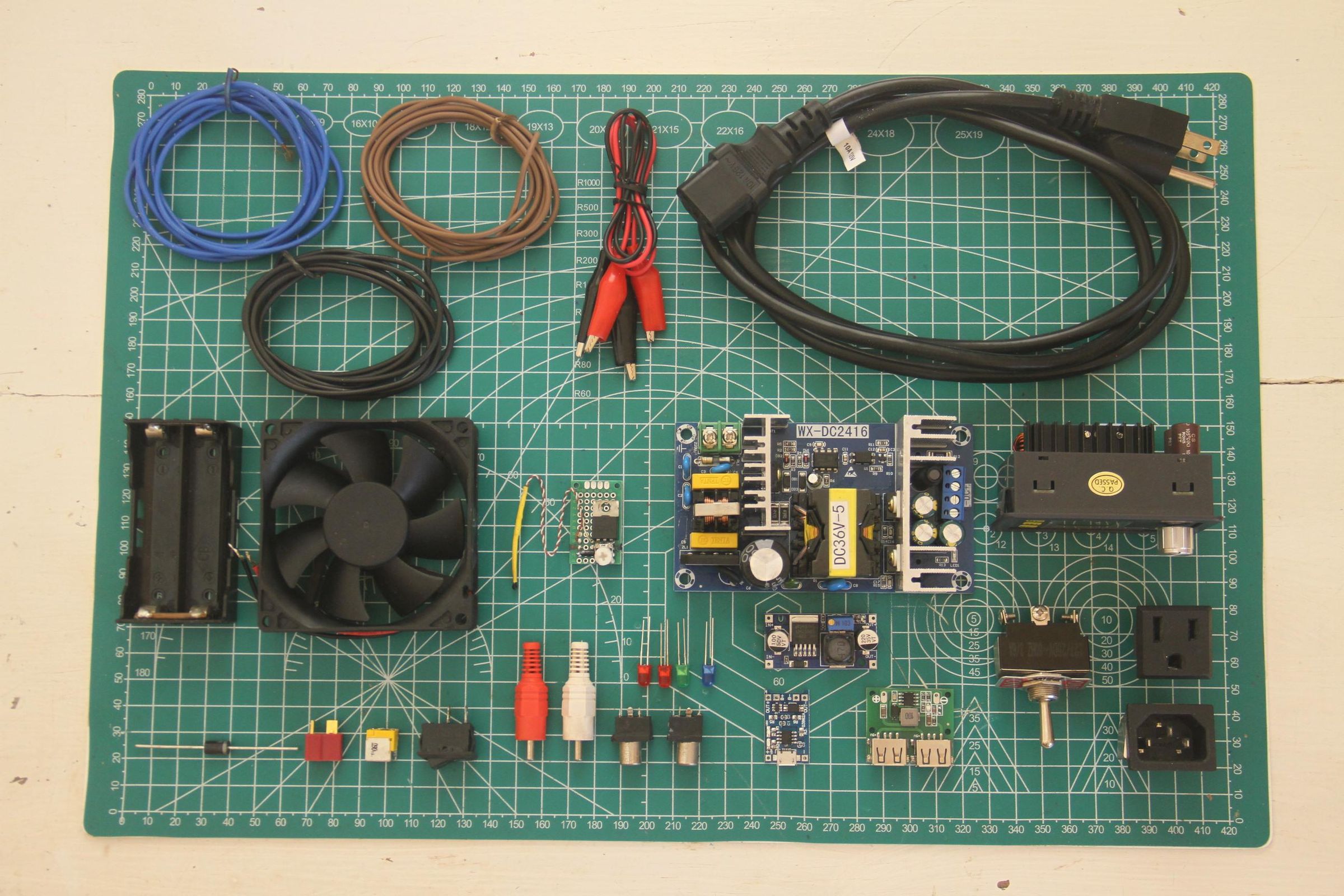 Build a Variable Lab Bench Power Supply : 22 Steps (with Pictures ...