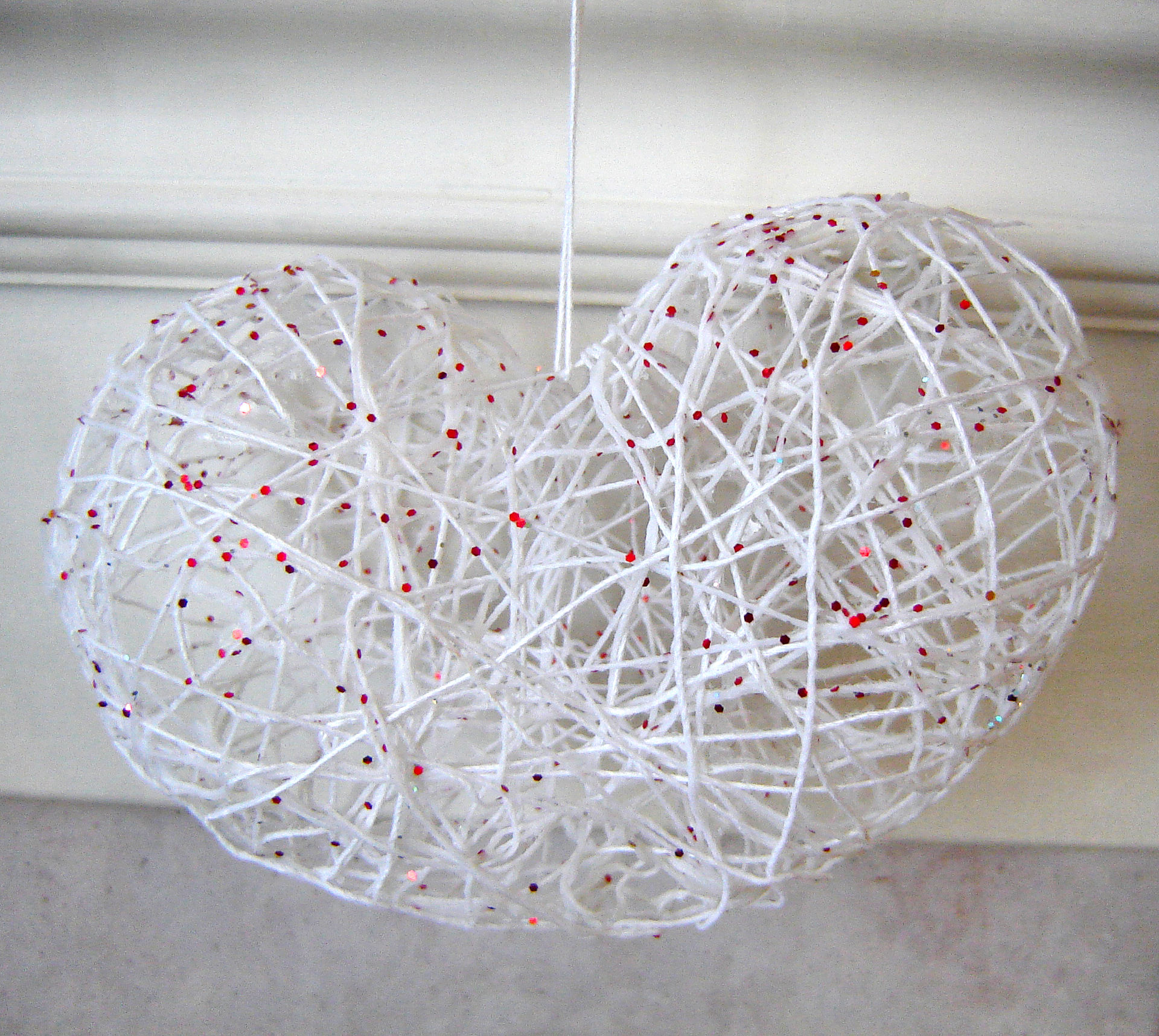 How to Make String Hearts : 5 Steps (with Pictures) - Instructables