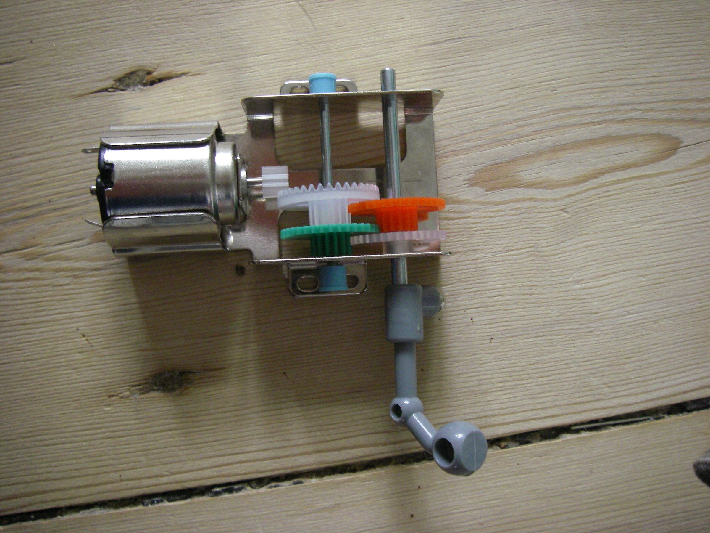 How to Control a DC Motor to Run in Both Directions : 3 Steps ...