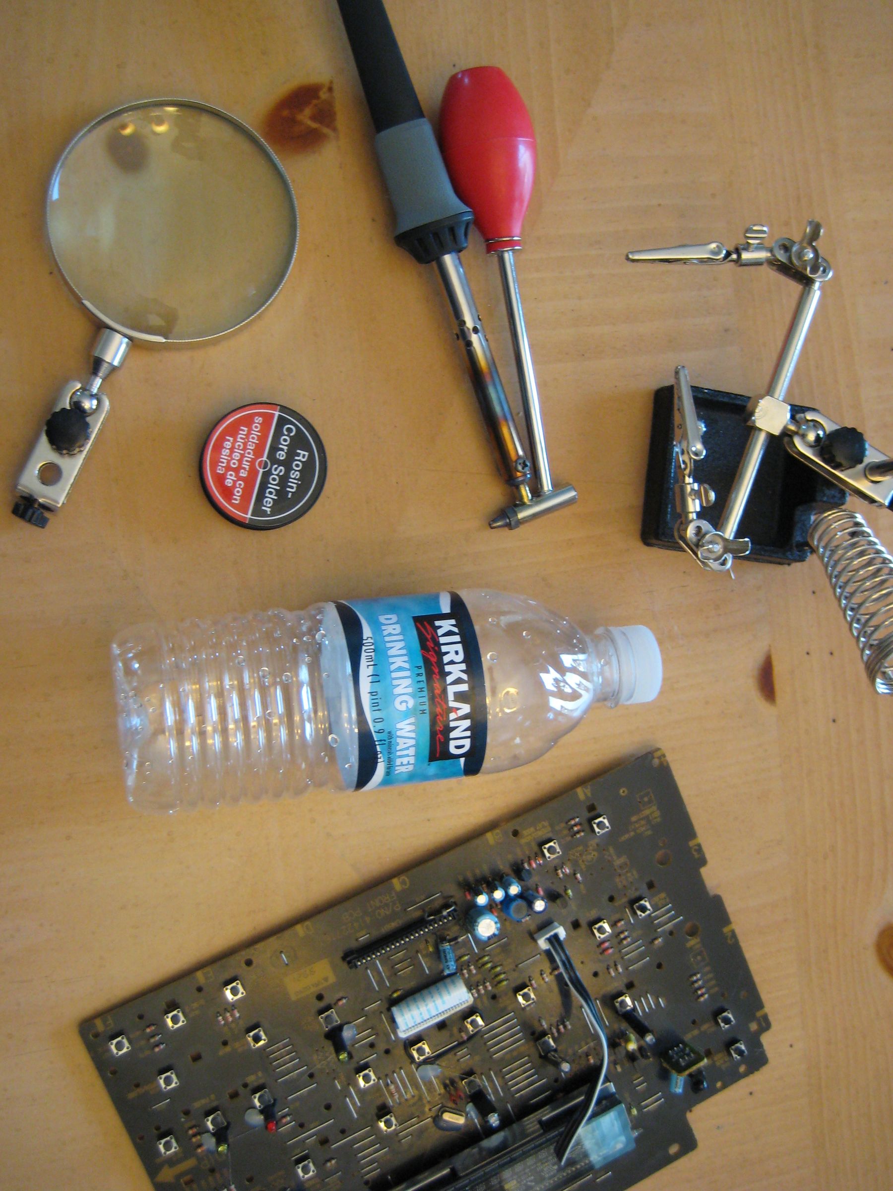 Tool Tip: How to Salvage PCB Parts : 4 Steps - Instructables
