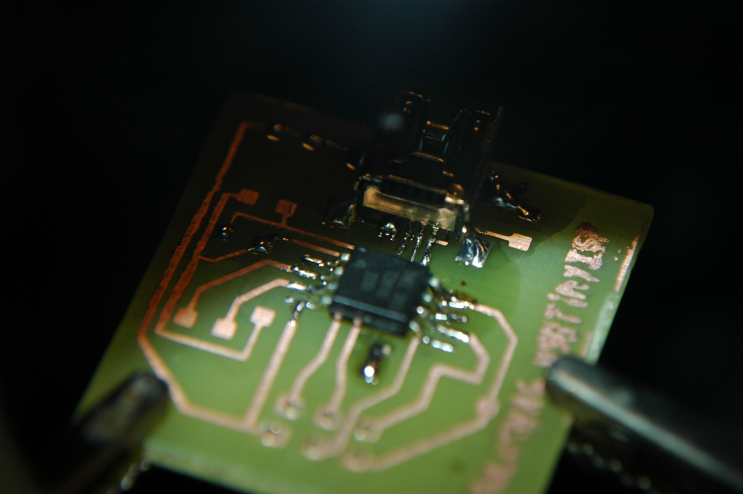 DIY $5 USBTinyISP : 4 Steps - Instructables