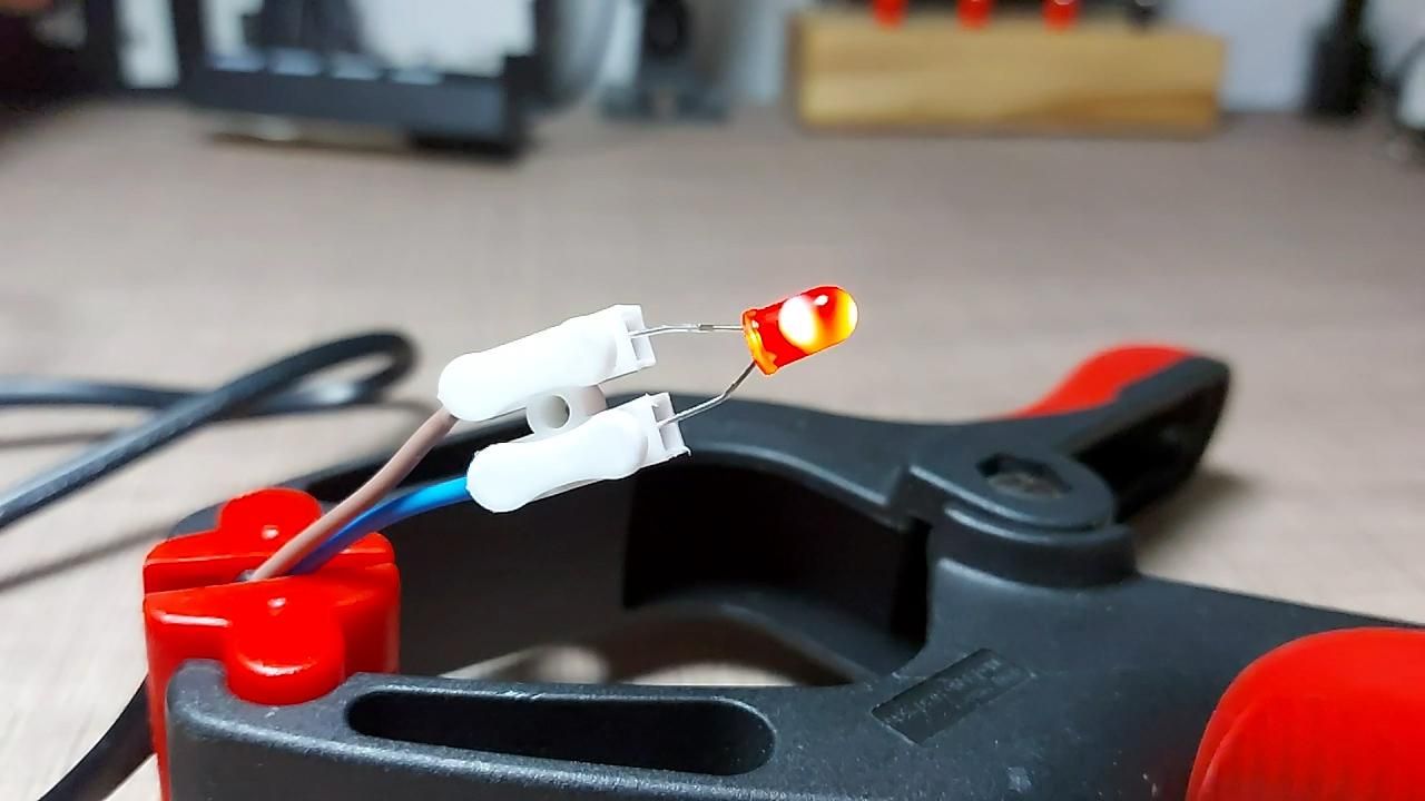 Add LED Indicator Light to Soldering Iron : 7 Steps - Instructables