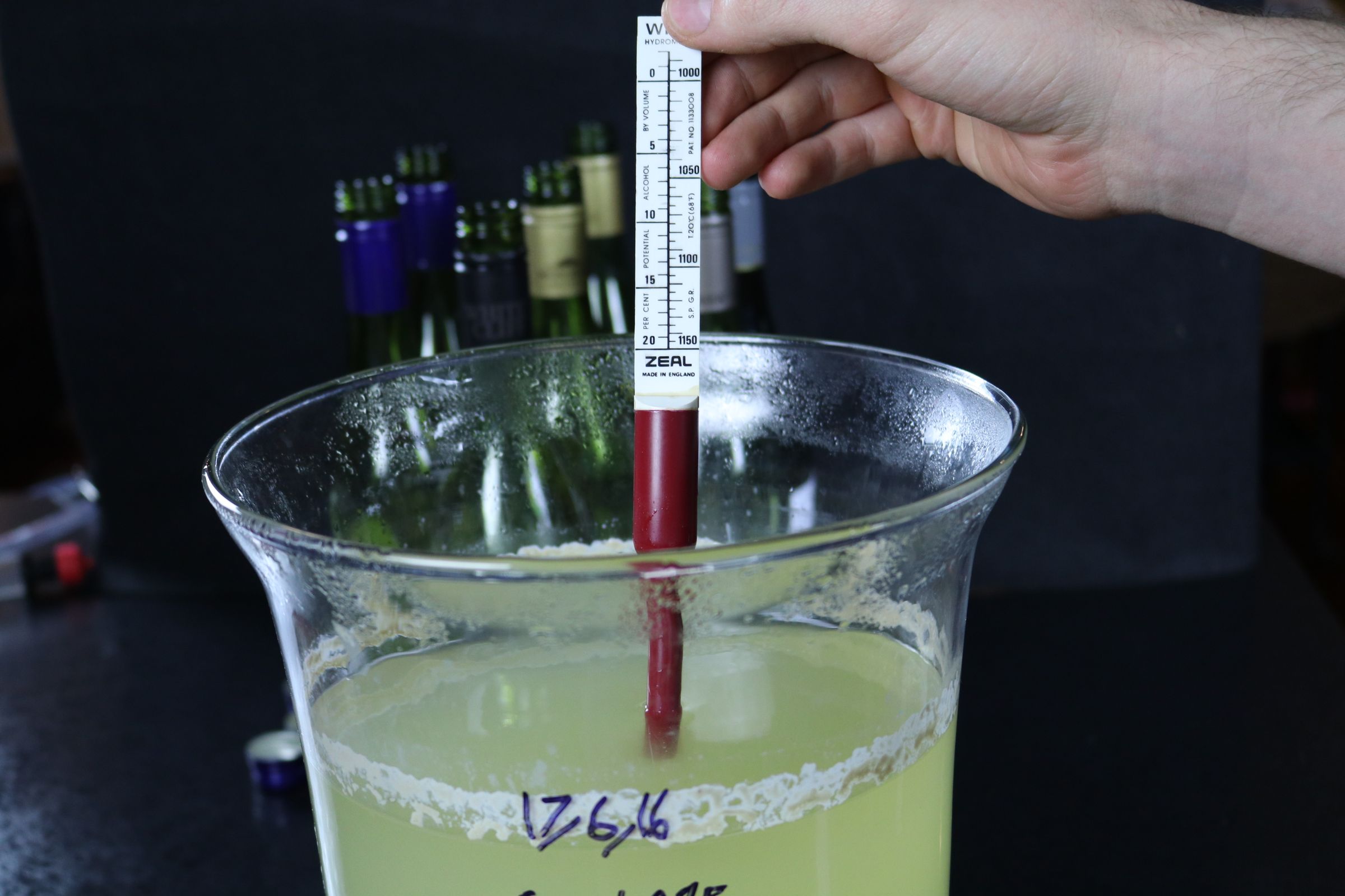 Home Made Apple Core Wine : 9 Steps (with Pictures) - Instructables